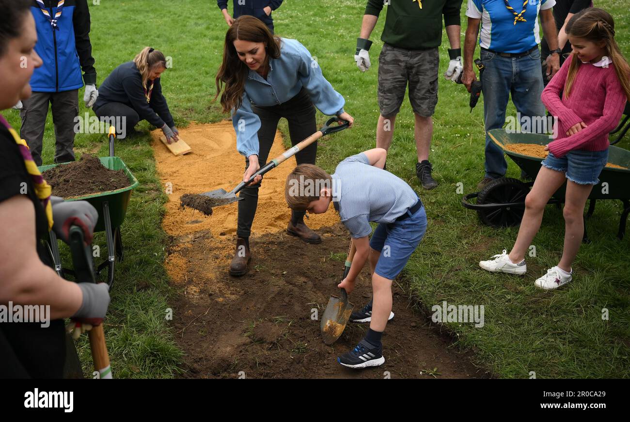 Princess Charlotte, Prince Louis and the Princess of Wales join ...