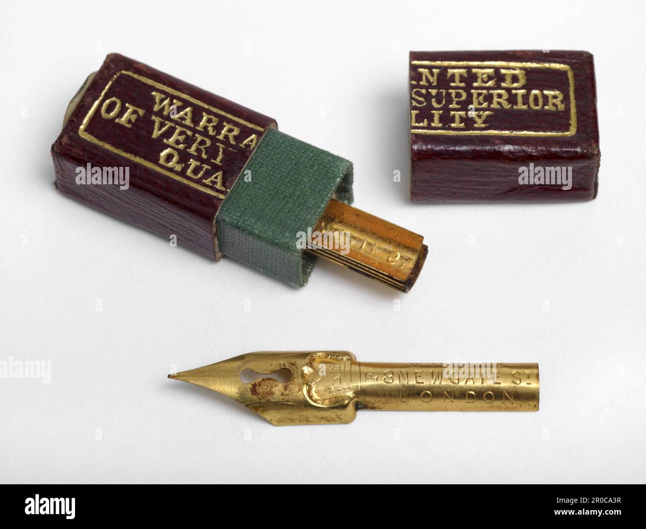 Box of Pen Nibs. Manufacturer: Joseph Gillott & Sons Stock Photo - Alamy