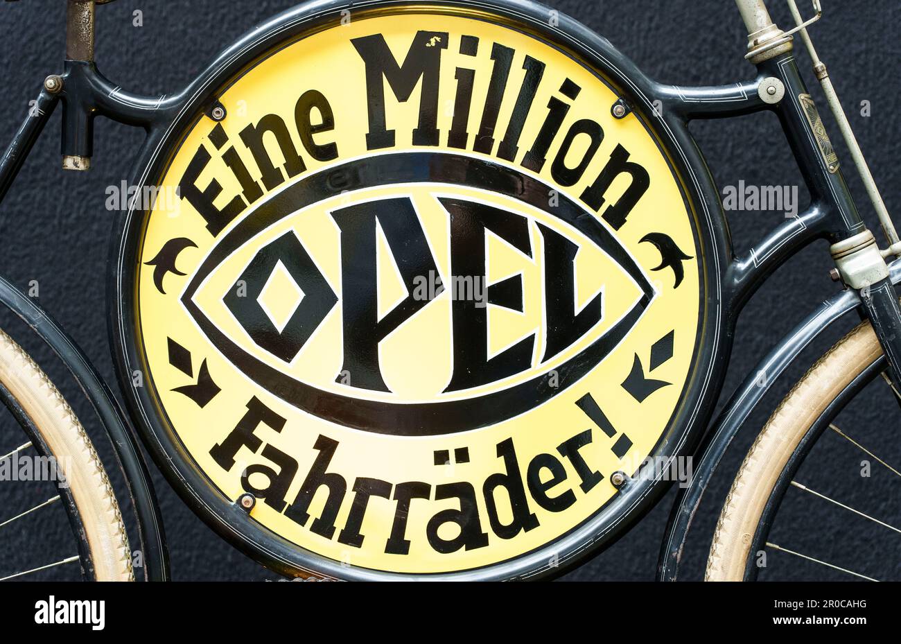 Rocket cars hi-res stock photography and images - Alamy