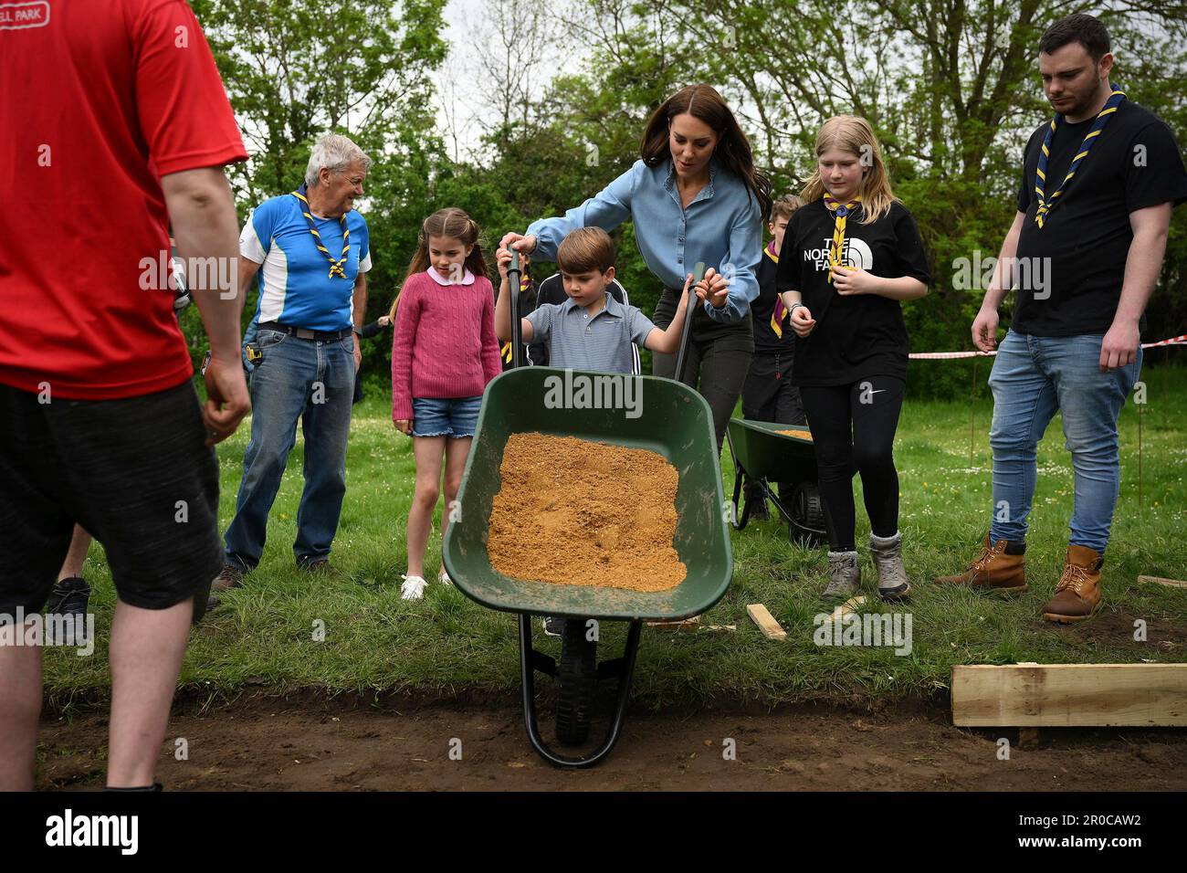 Britain's Kate, Princess of Wales, Prince Louis and Princess Charlotte ...