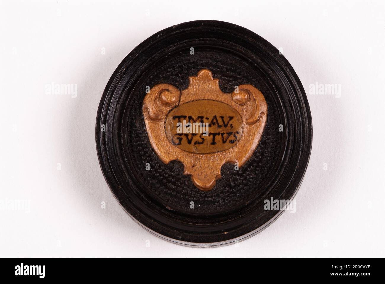 Roman board games hi-res stock photography and images - Alamy