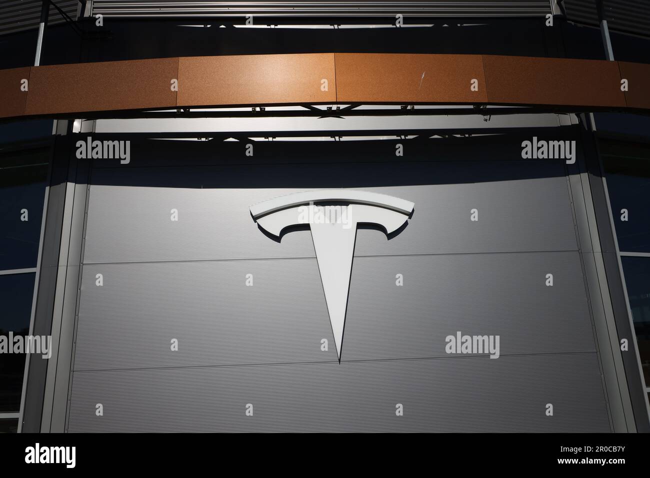 Tesla car dealership and service, Örebro, Sweden Stock Photo - Alamy