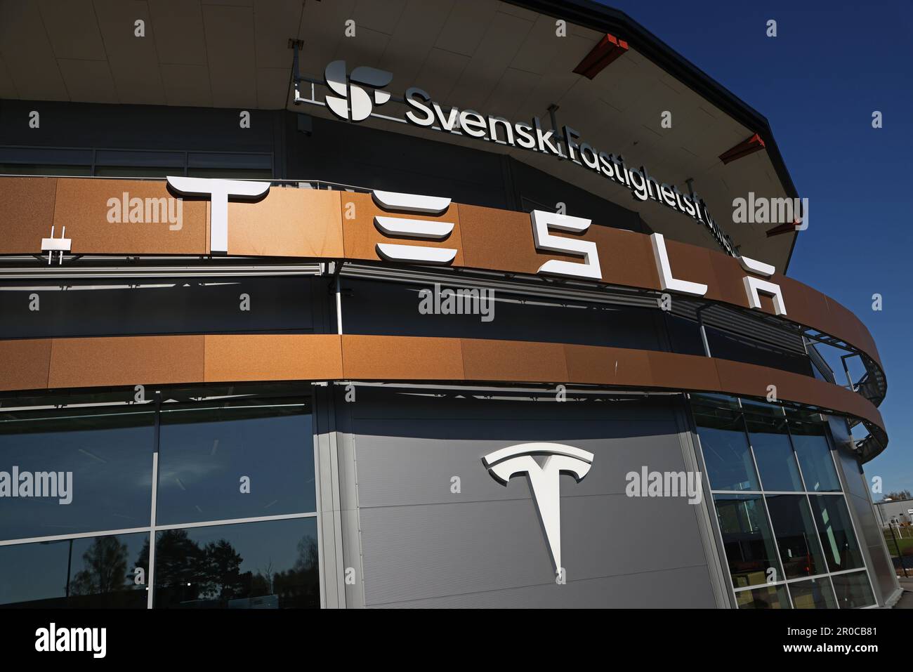 Tesla car dealership and service, Örebro, Sweden Stock Photo - Alamy