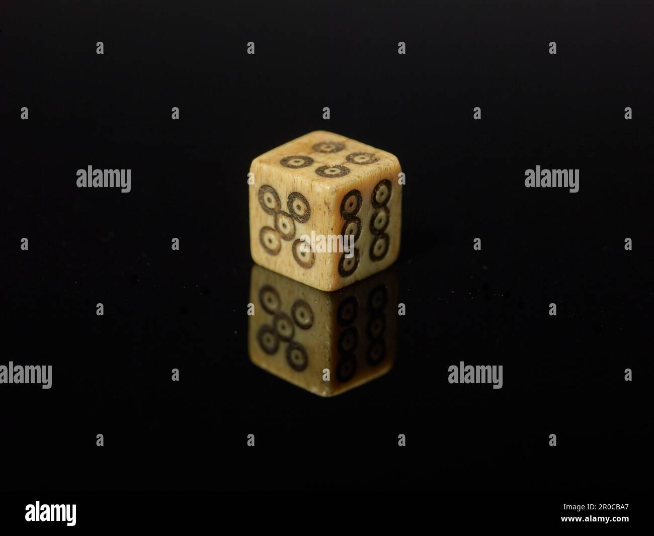 Roman game dice hi-res stock photography and images - Alamy