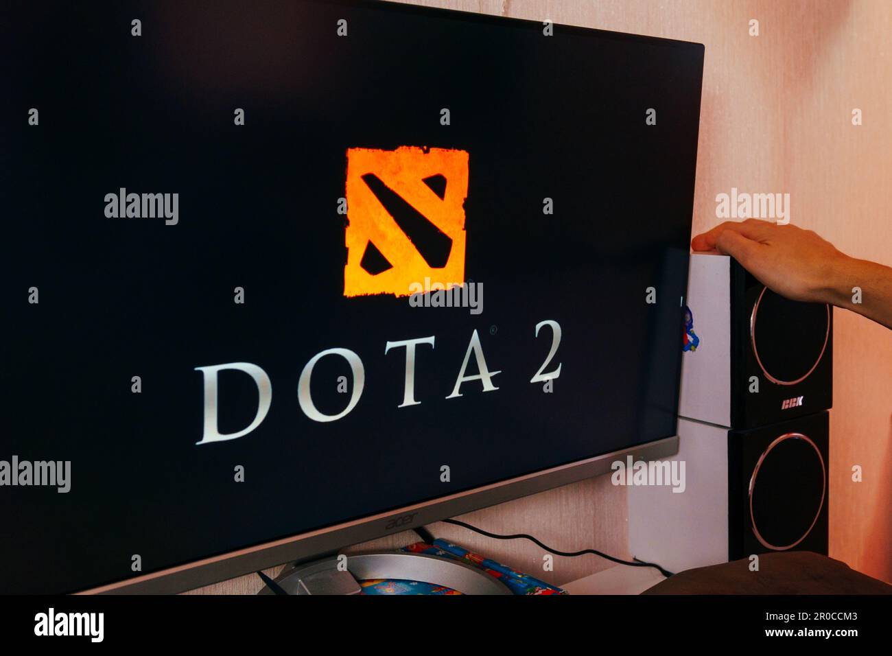 Dota 2 logo hi-res stock photography and images - Alamy