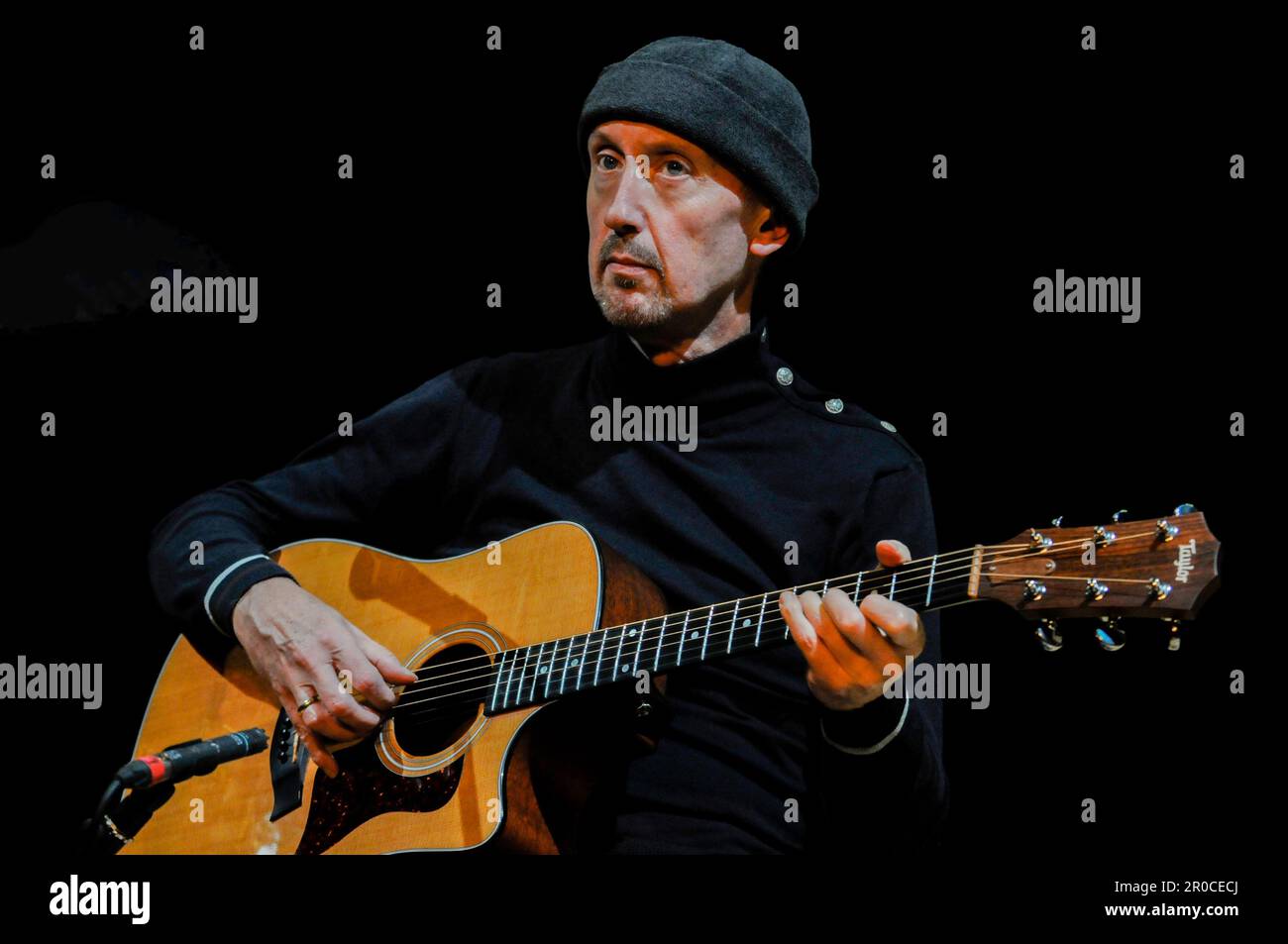 Ian Bairnson guitarist and session musician who played with Pilot , The ...