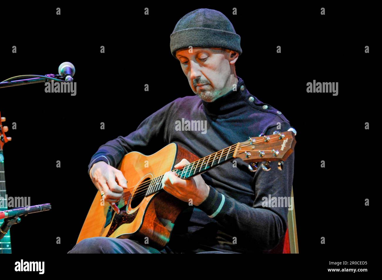 Ian Bairnson guitarist and session musician who played with Pilot , The ...