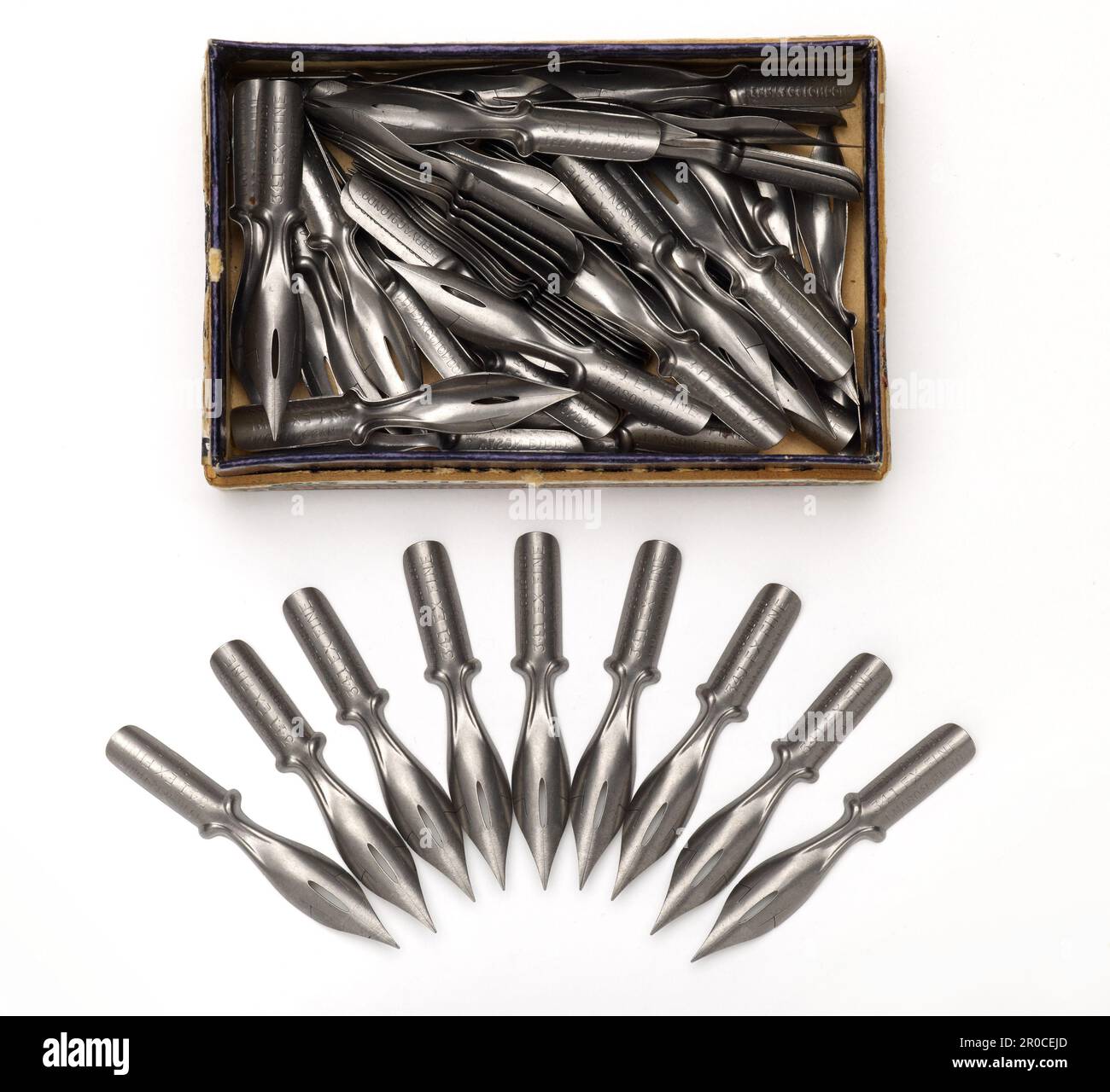 Box of Perry Pen Nibs. Manufacturer: Josiah Mason. Card box with lid ...