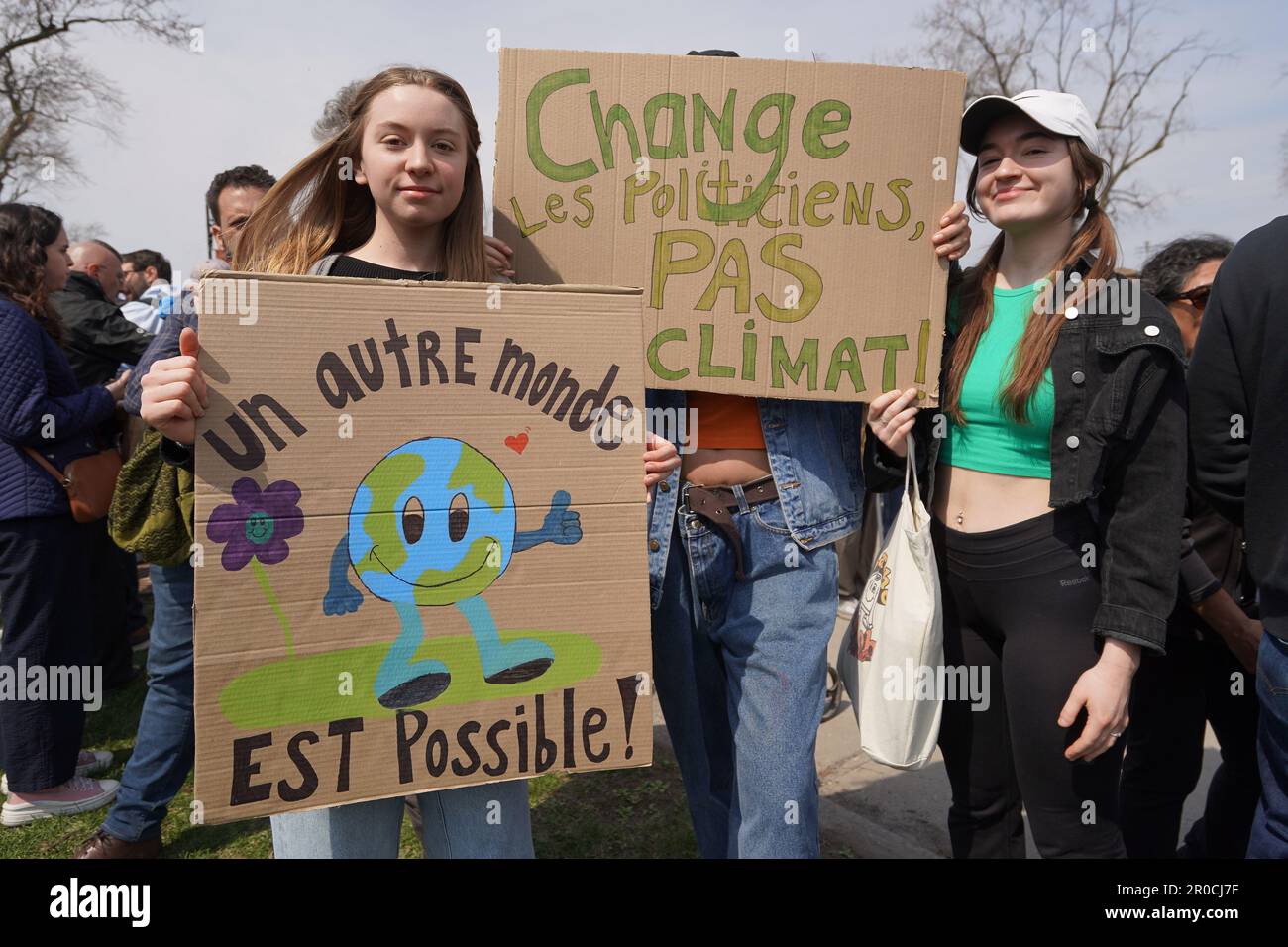 Earth day march hi-res stock photography and images - Alamy