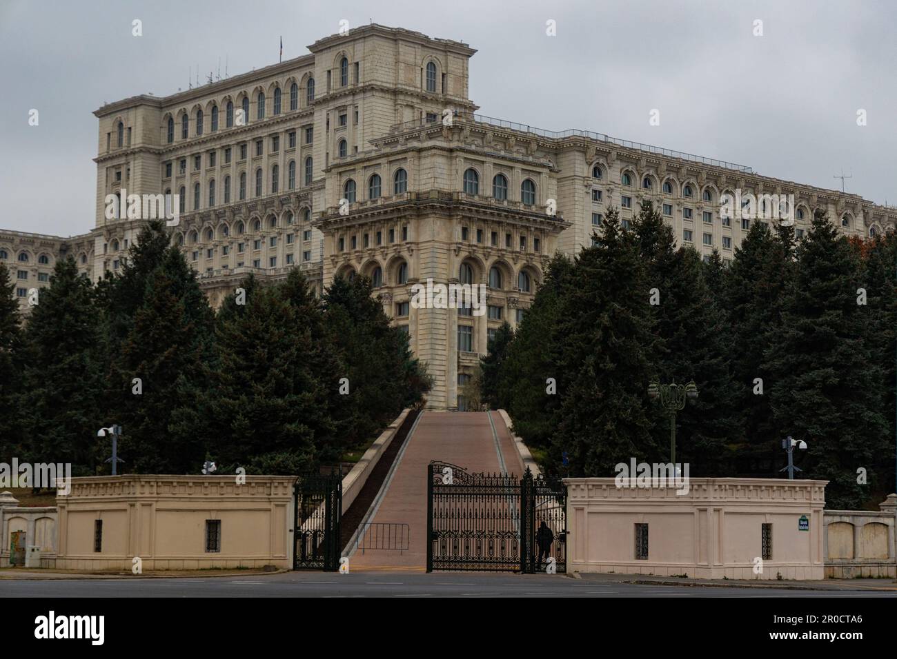 Vast size of the palace hi-res stock photography and images - Alamy