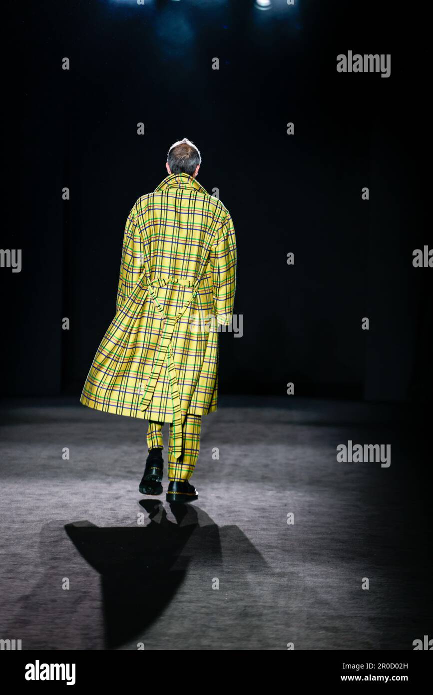 Modelo de chico hi-res stock photography and images - Alamy