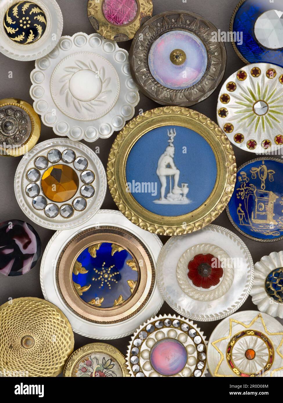 These buttons are part of the Luckcock Collection - over 500 buttons ...