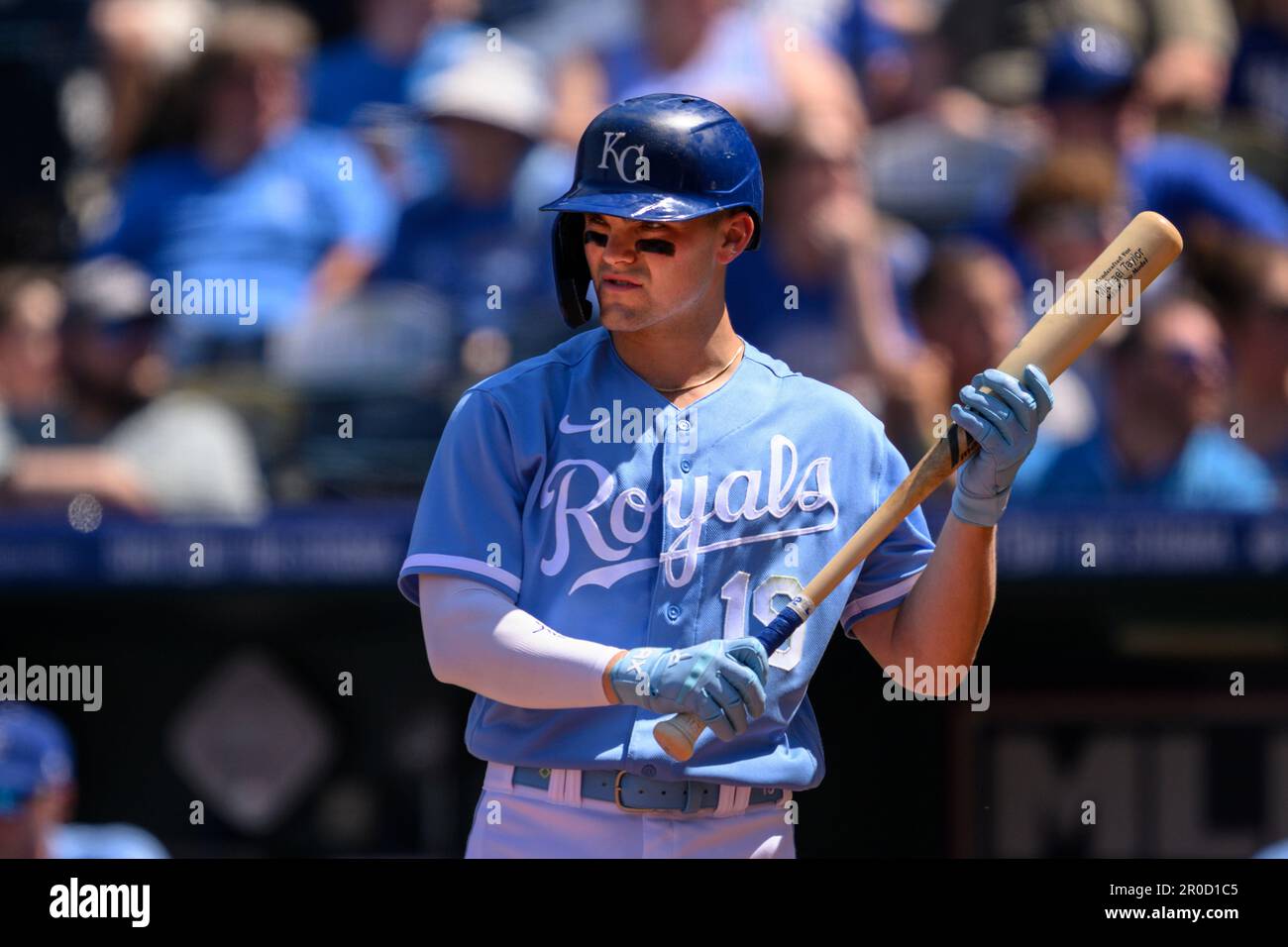 Kansas City Royals' Michael Massey prepares to bat against the Oakland ...