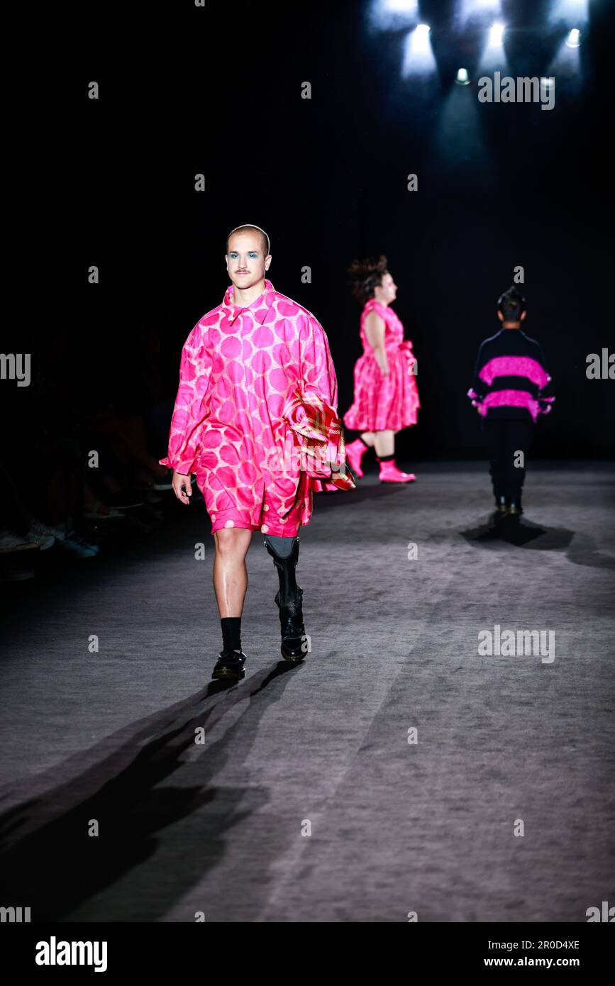 Modelo de chico hi-res stock photography and images - Alamy