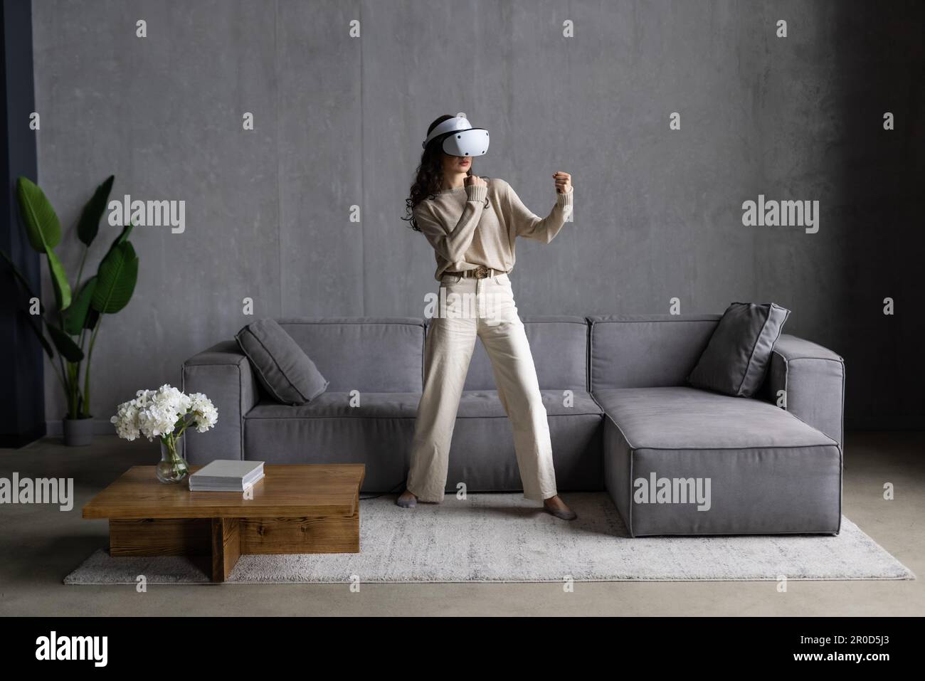 Vr gamer on sofa hi-res stock photography and images - Alamy