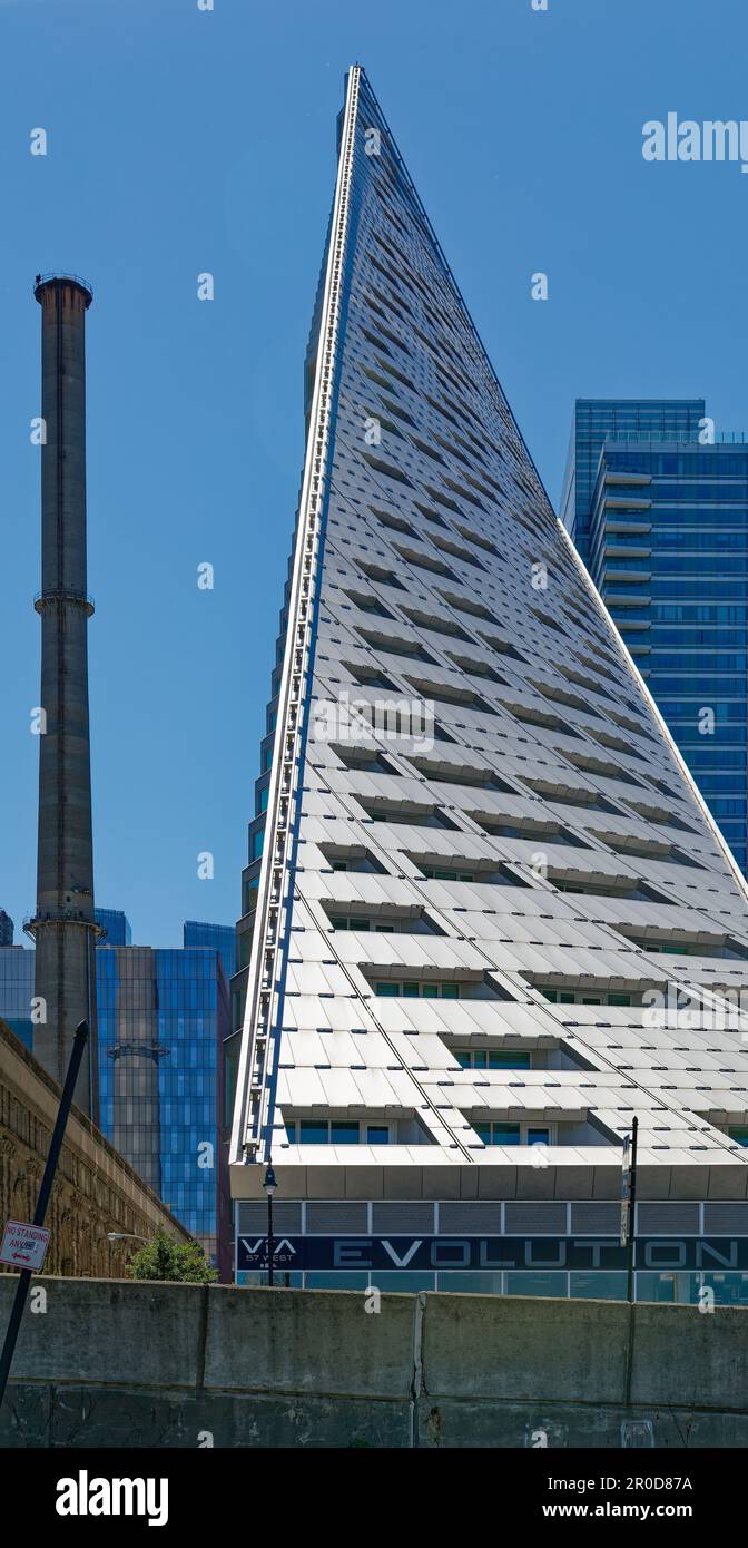 VIA 57 West Apartments represents a new building type – courtscraper ...