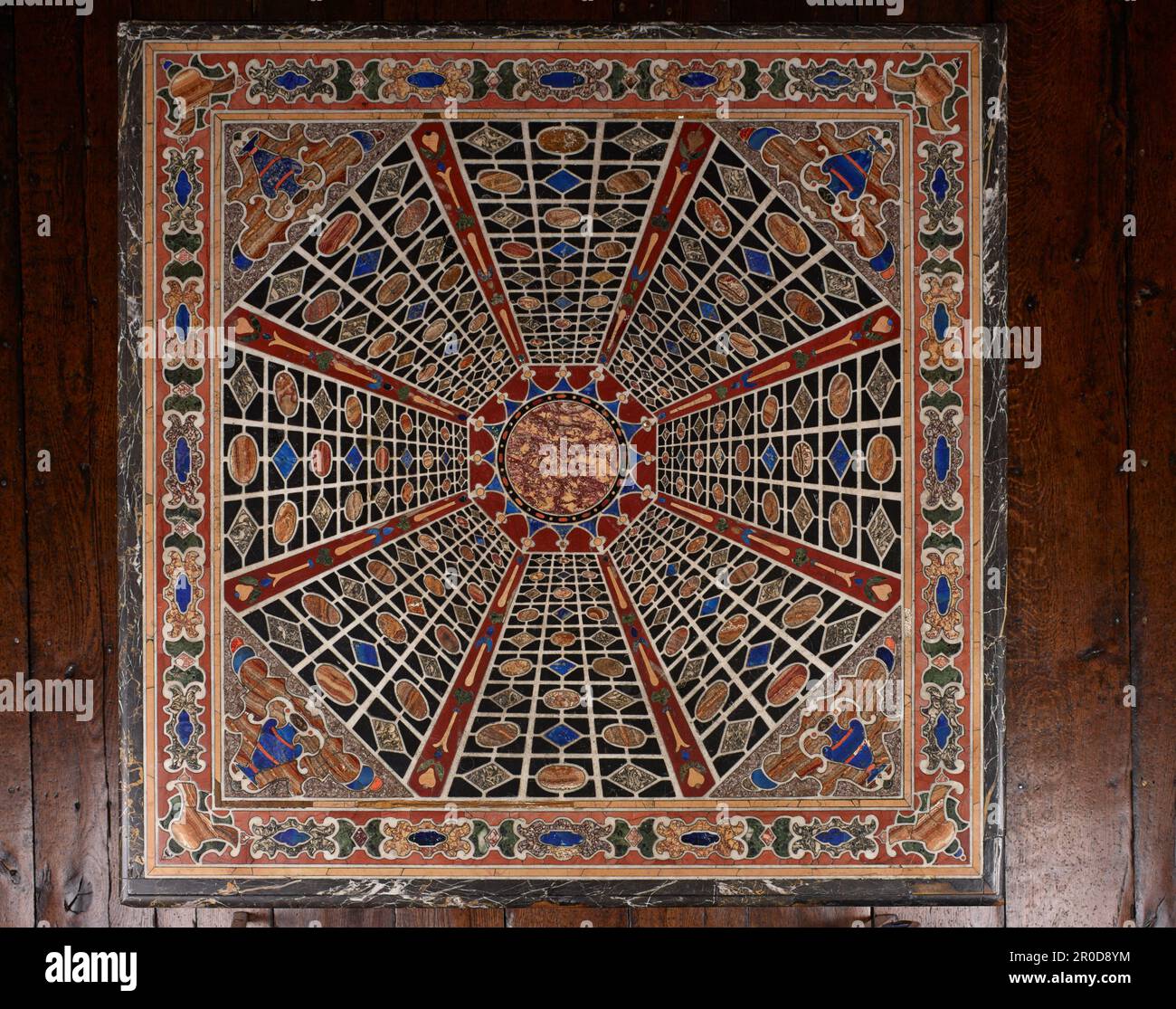 Top pietra dura table top hi-res stock photography and images - Alamy