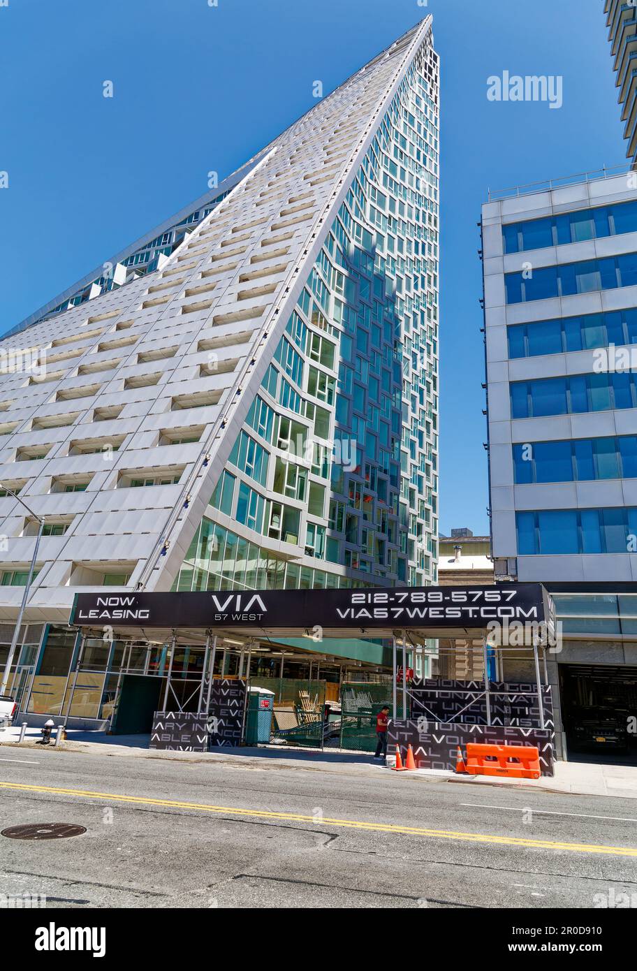 VIA 57 West Apartments represents a new building type – courtscraper – according to architect ...