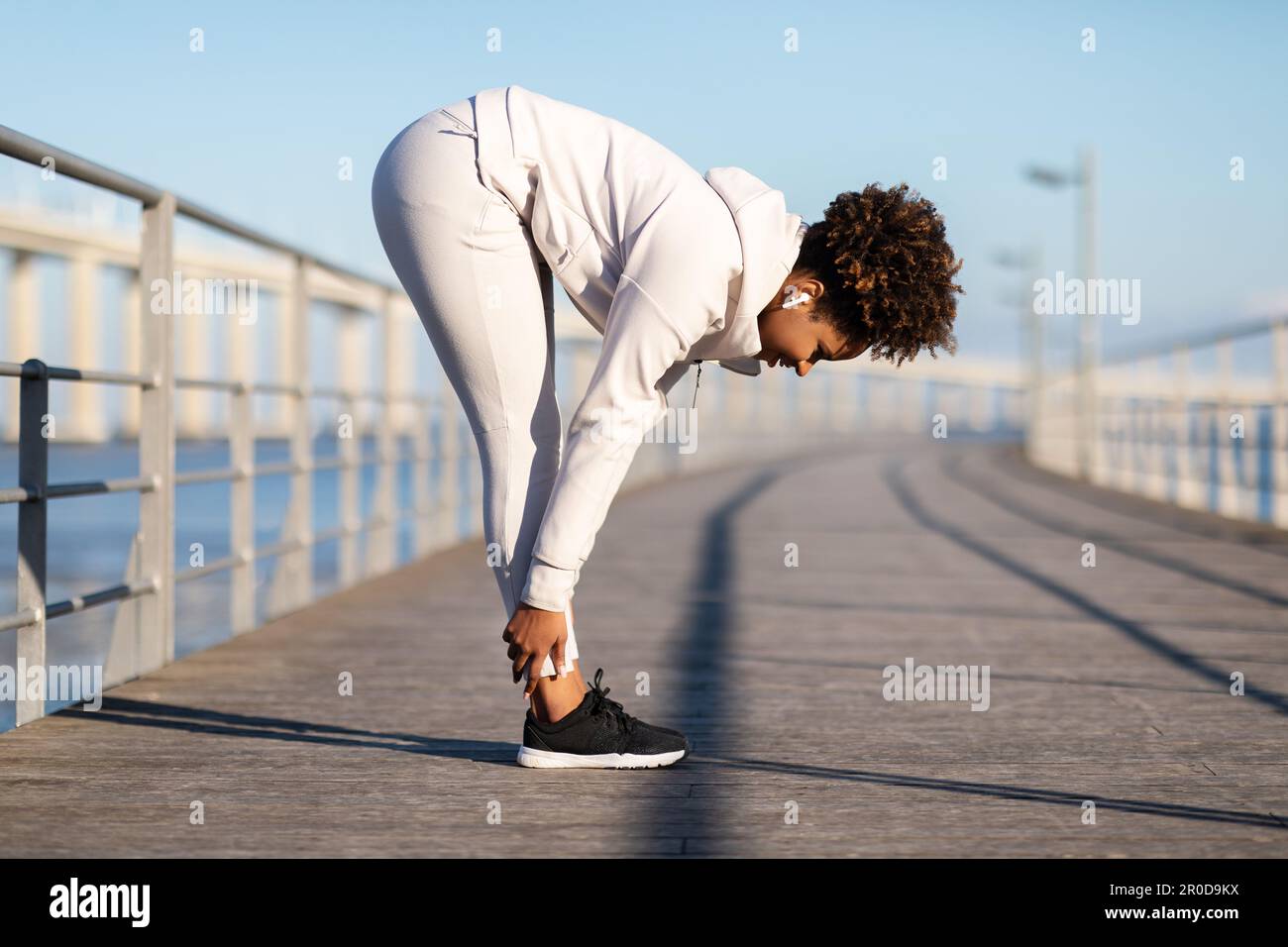 Lean muscles athlete hi-res stock photography and images - Alamy