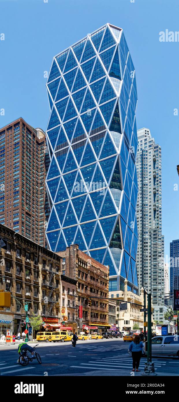 The diagrid glass Hearst Tower was built in 2006 atop the stone Hearst ...