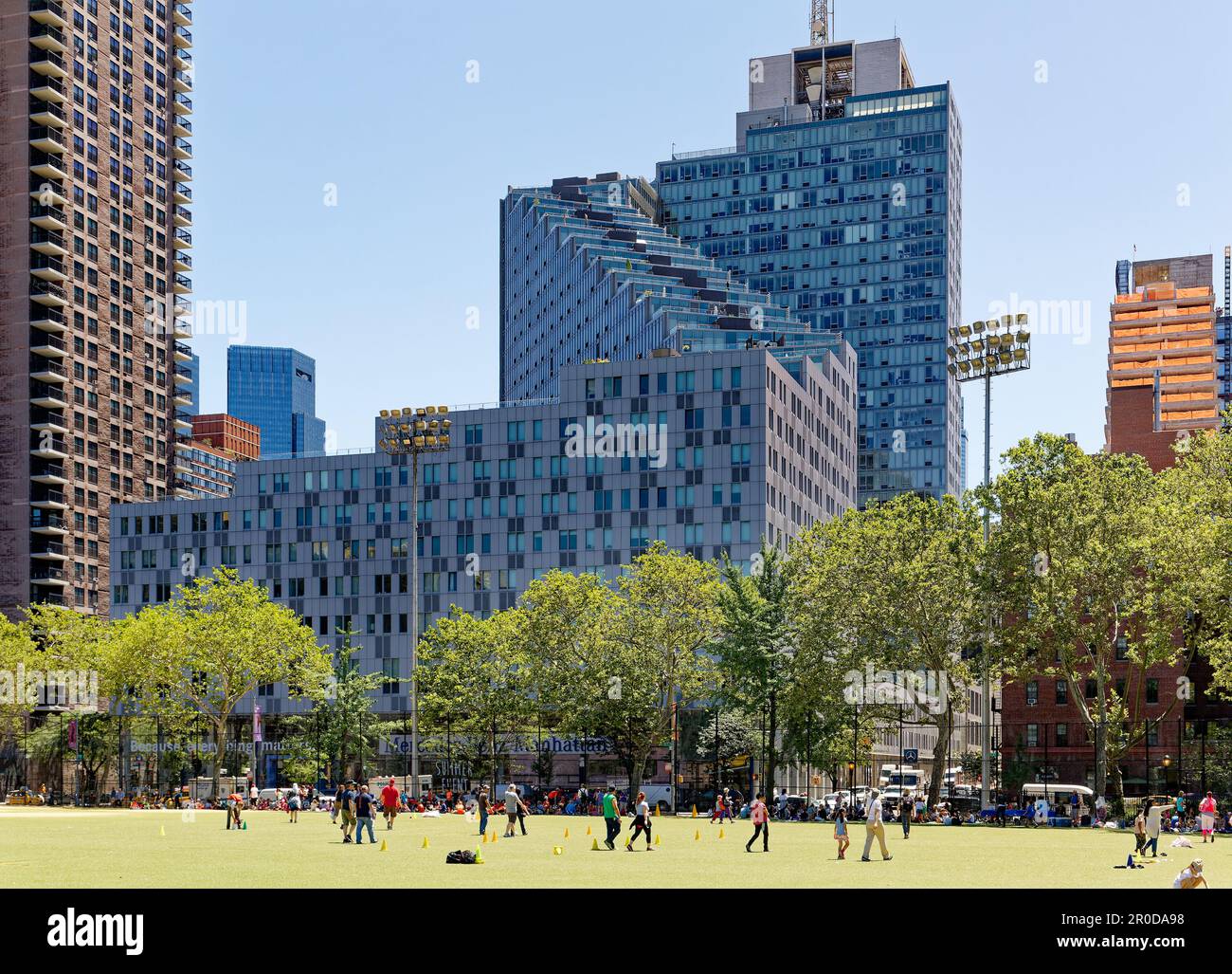 Mercedes House is a zig-zagging residential high-rise with cascading ...