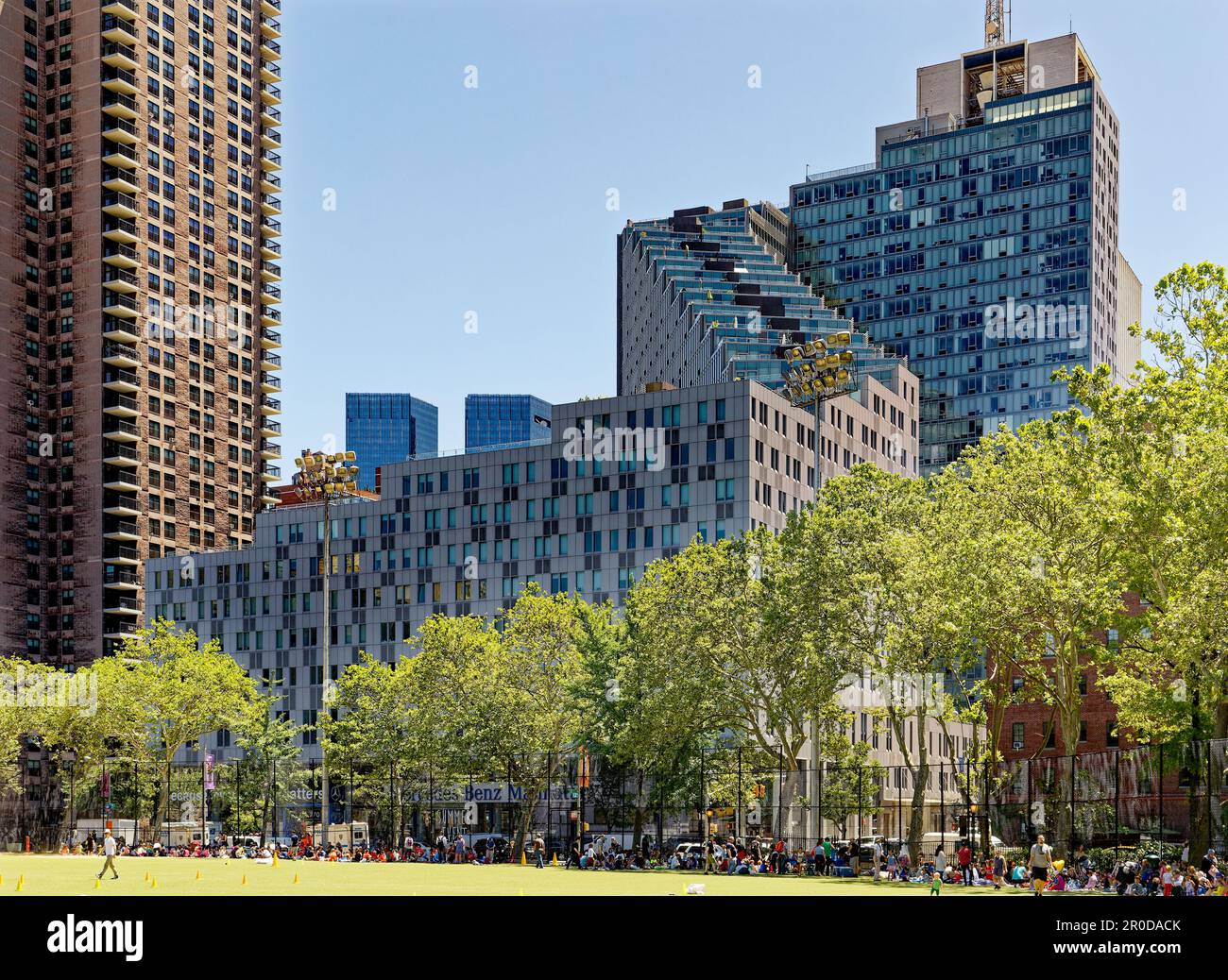 Mercedes House is a zig-zagging residential high-rise with cascading ...