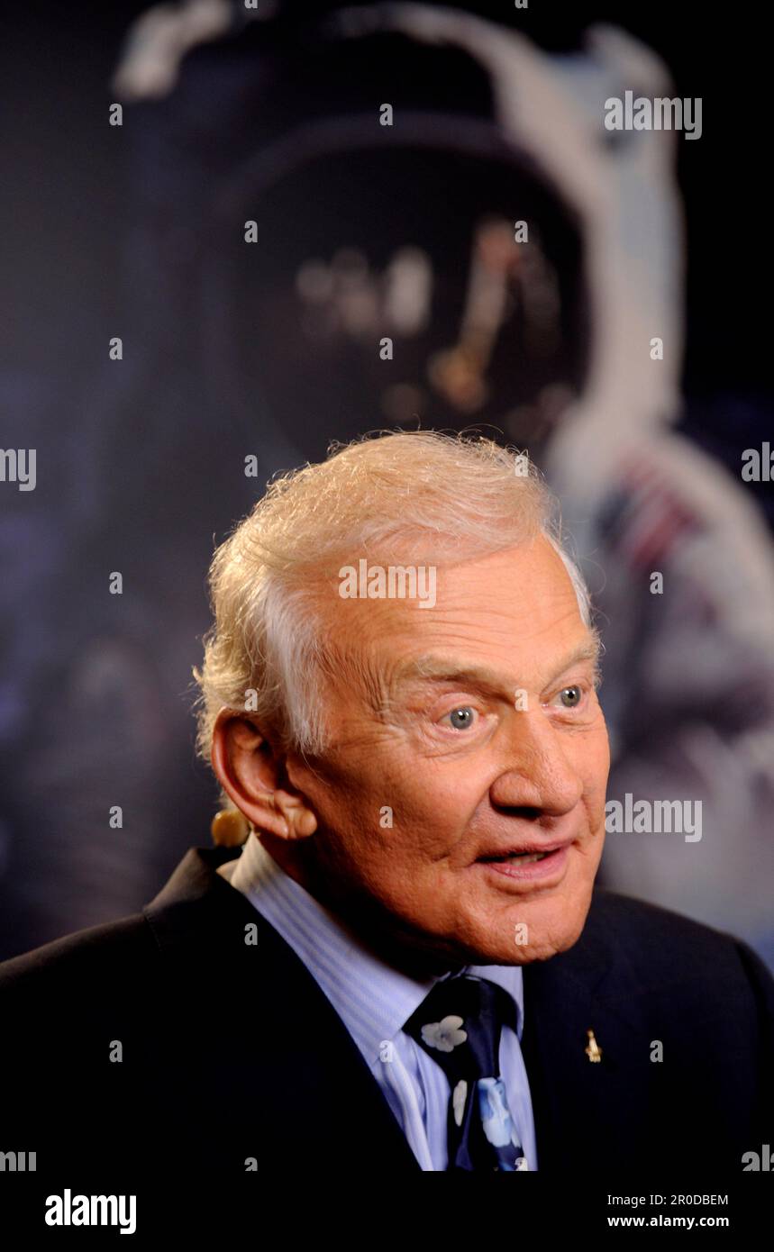 Washington, United States of America. 20 July, 2009. Retired Apollo ...