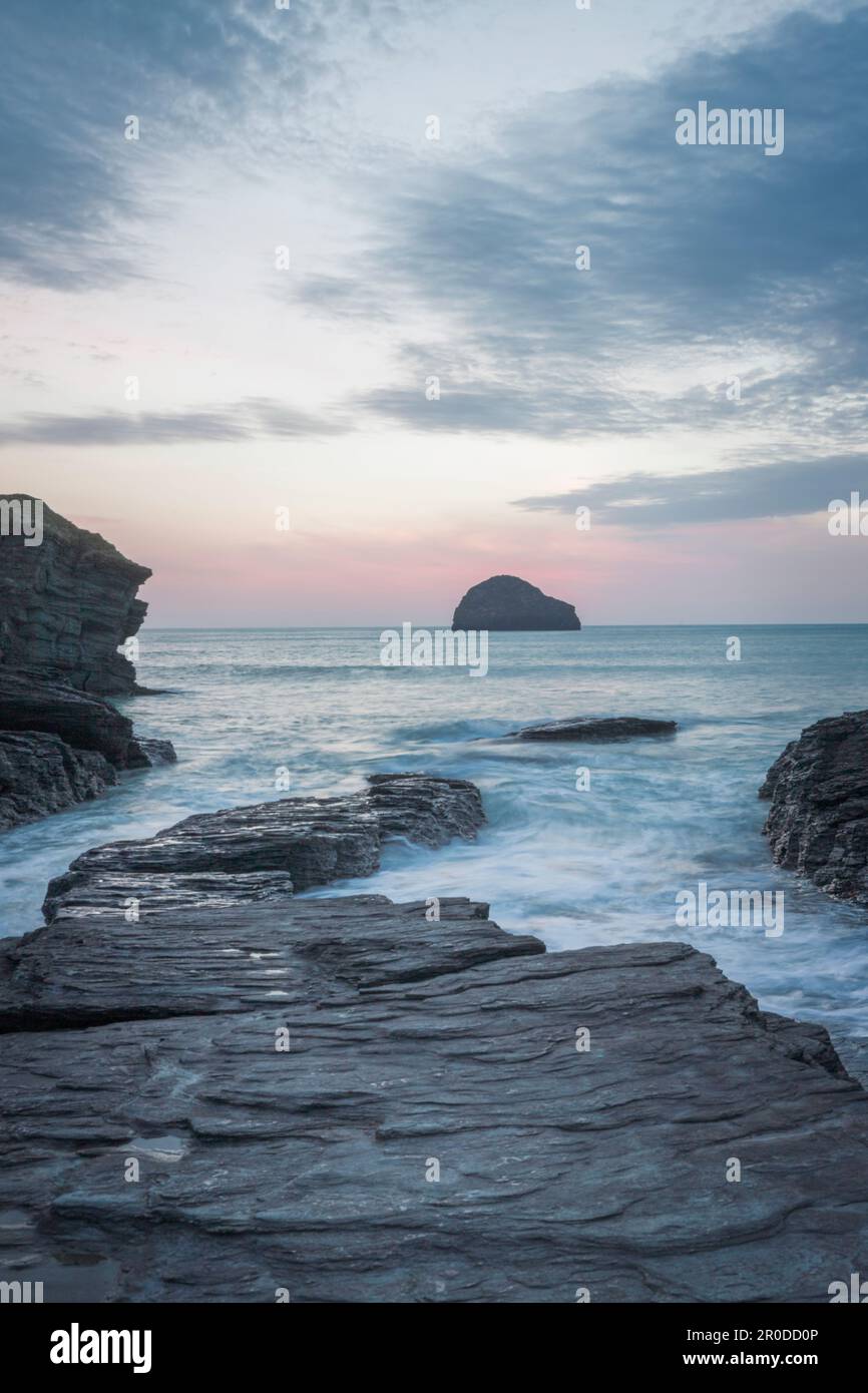 Orange cyan sunset hi-res stock photography and images - Alamy