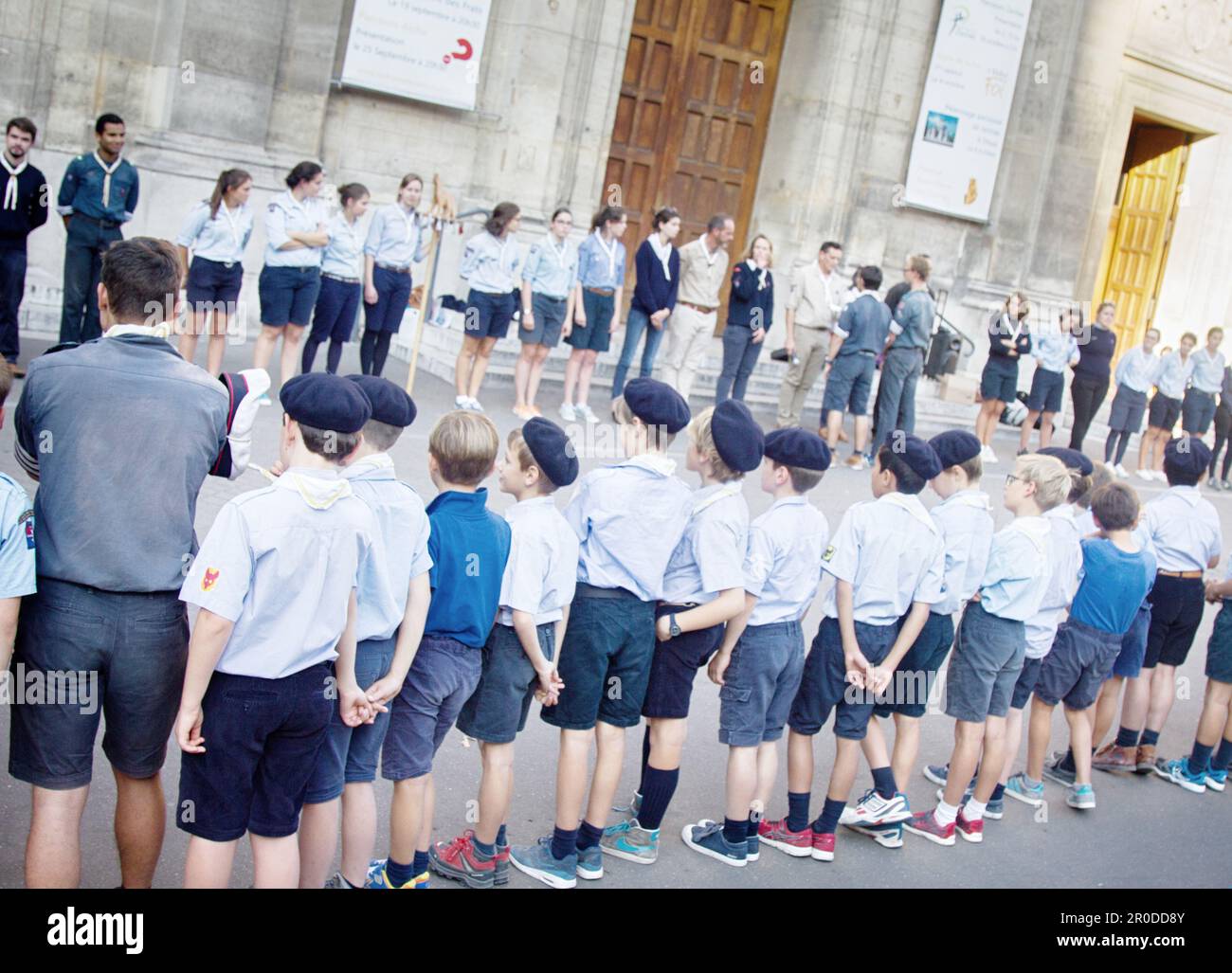 Parisian scout hi-res stock photography and images - Alamy