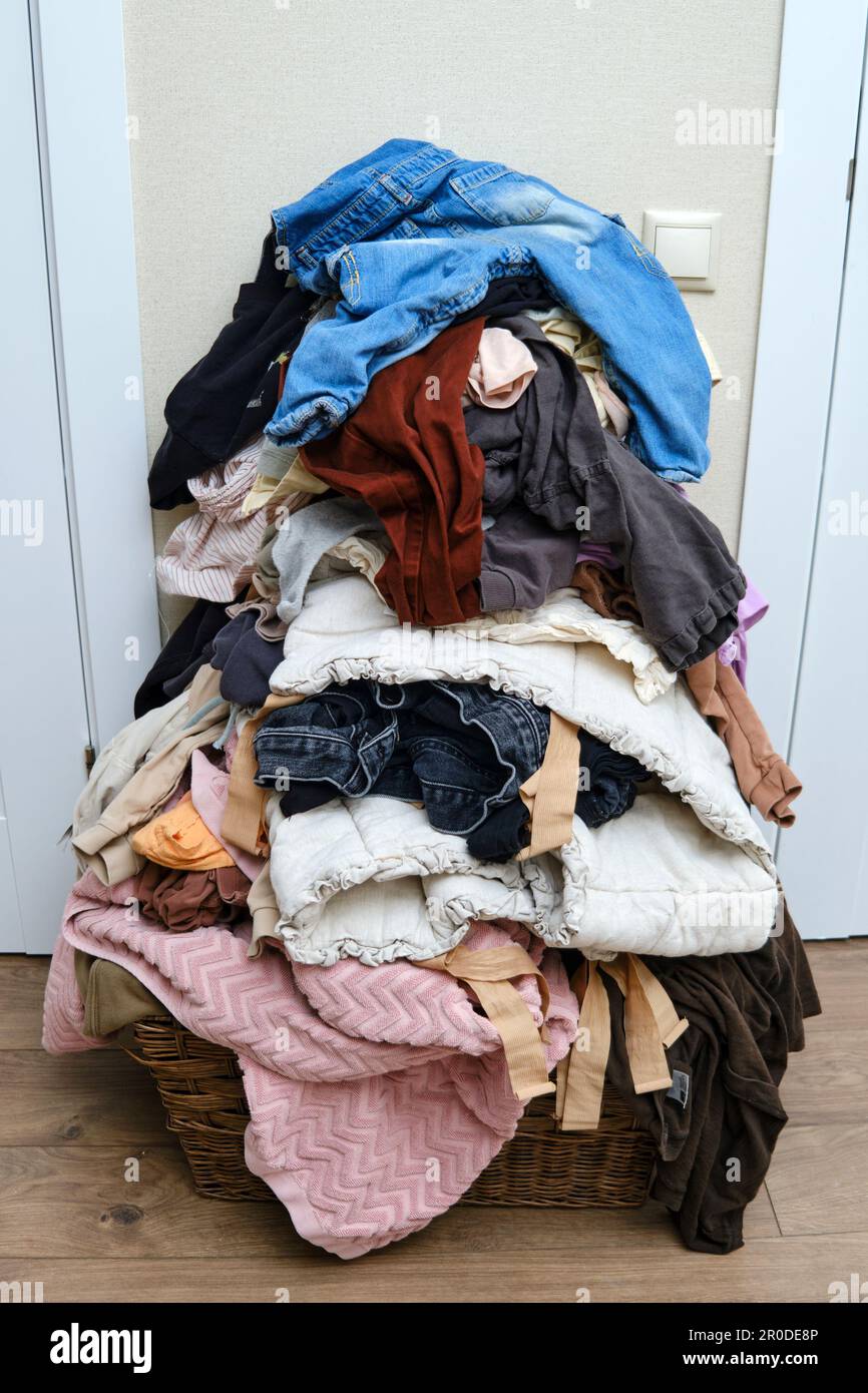 Creased clothes woman hi-res stock photography and images - Alamy