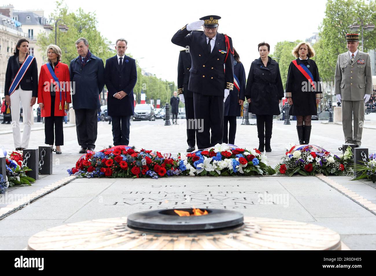 Le préfet de Paris Laurent Nunez lors de l'hommage sur la tombe du ...