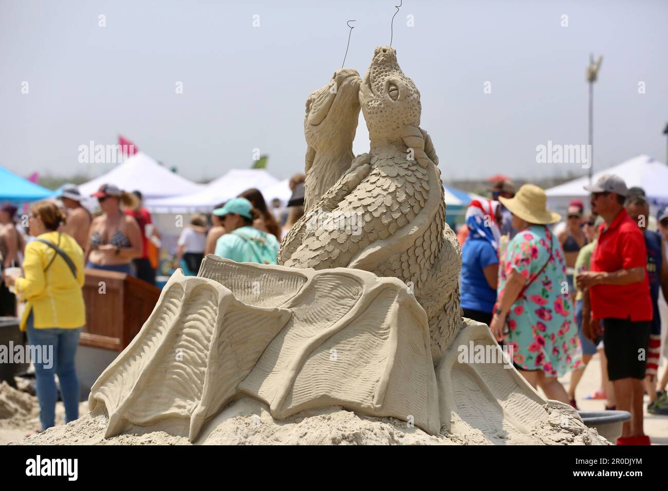 Dragons sand sculpture hi-res stock photography and images - Alamy