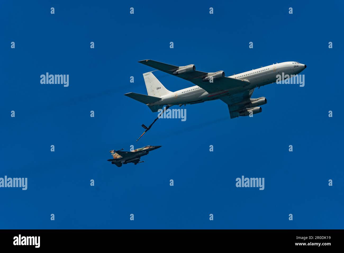 Long range fighter aircraft hi-res stock photography and images - Alamy