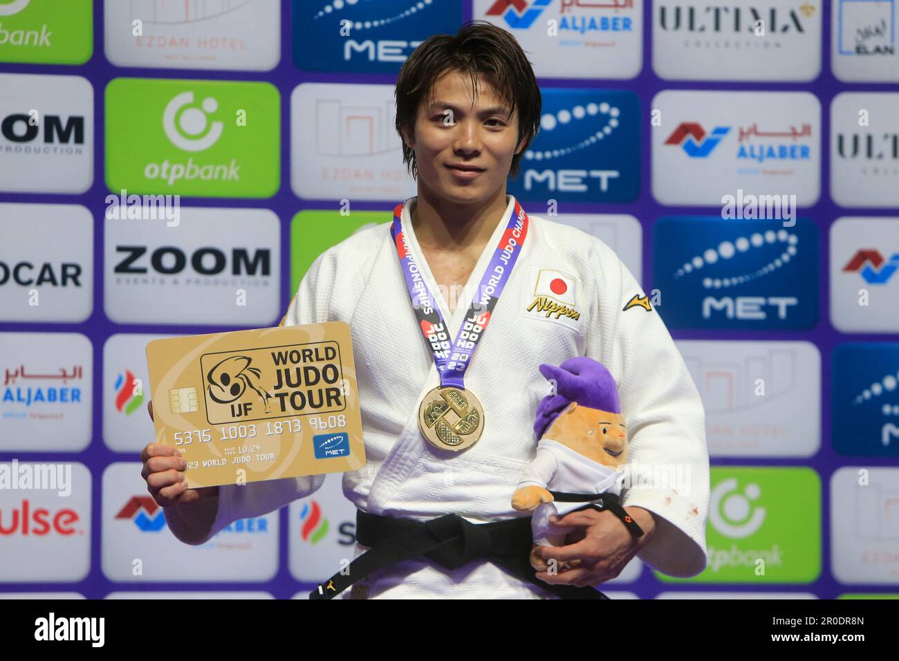 Gold medalist Abe Hifumi of Japan poses during the medal ceremony for ...