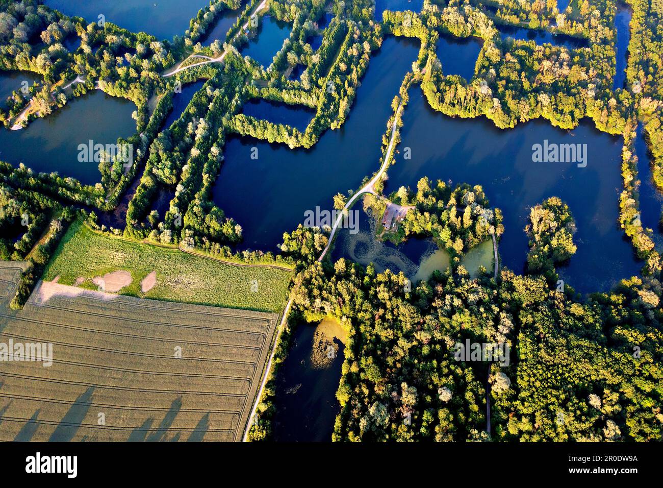 Gravel ponds hi-res stock photography and images - Alamy