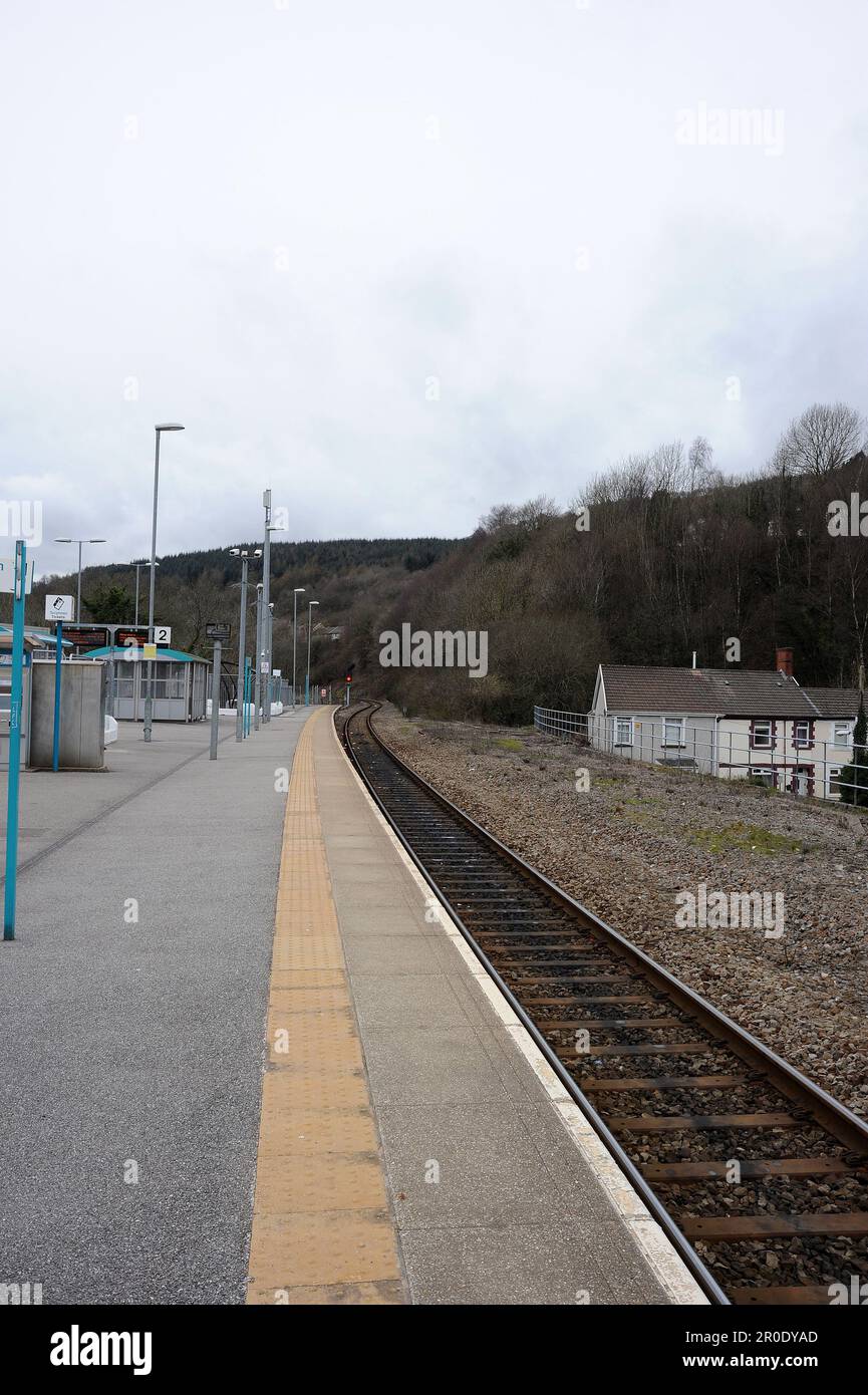 Abercynon station hi-res stock photography and images - Alamy