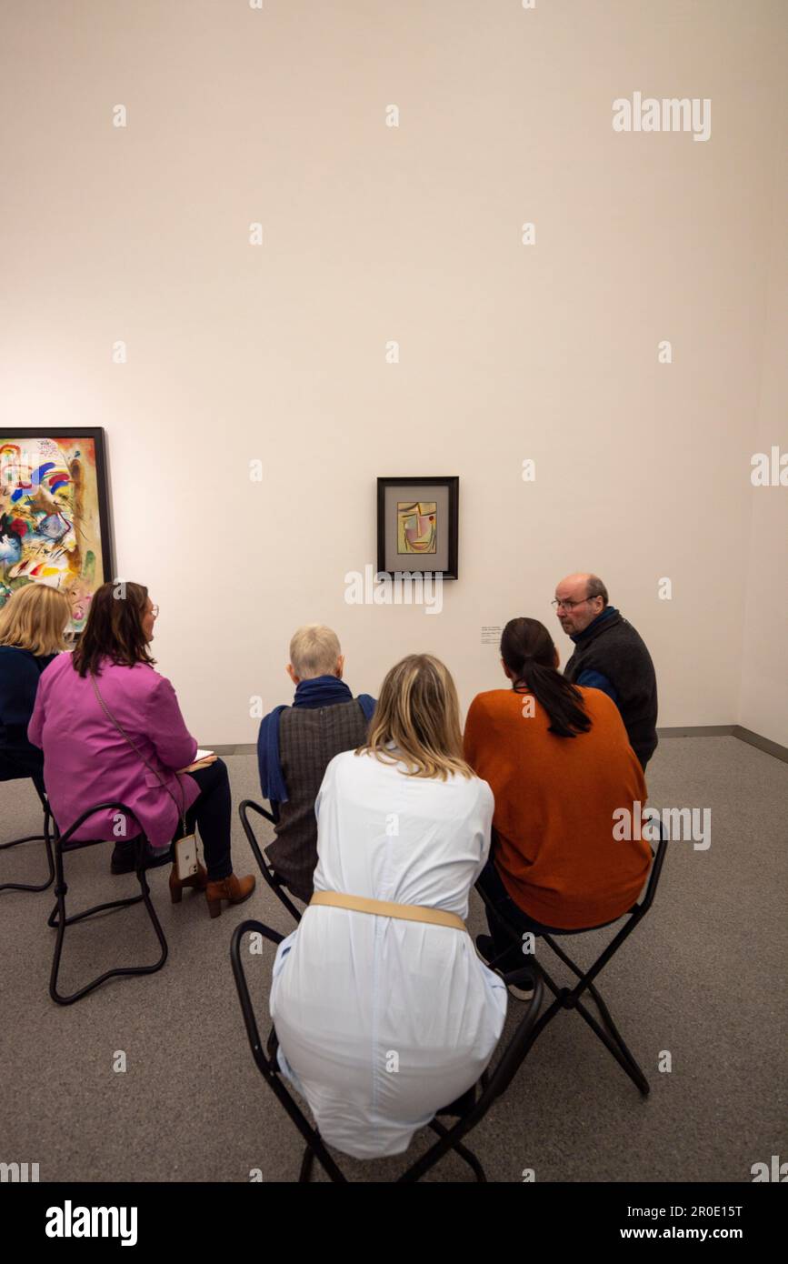 gallery talk, Pinakothek der Moderne, Munich, Germany Stock Photo - Alamy