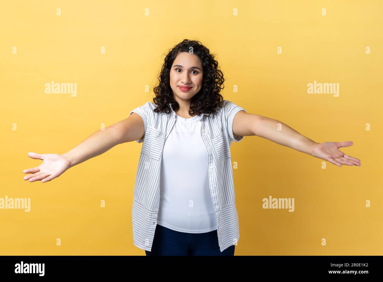 Wide woman hi hi-res stock photography and images - Alamy