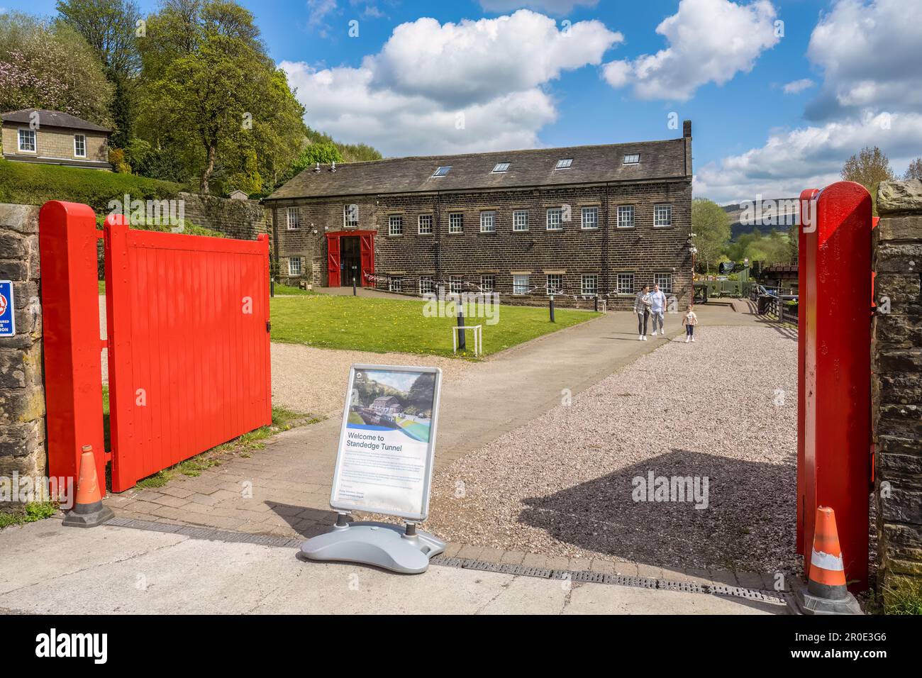 Standedge tunnel peak district hi-res stock photography and images - Alamy