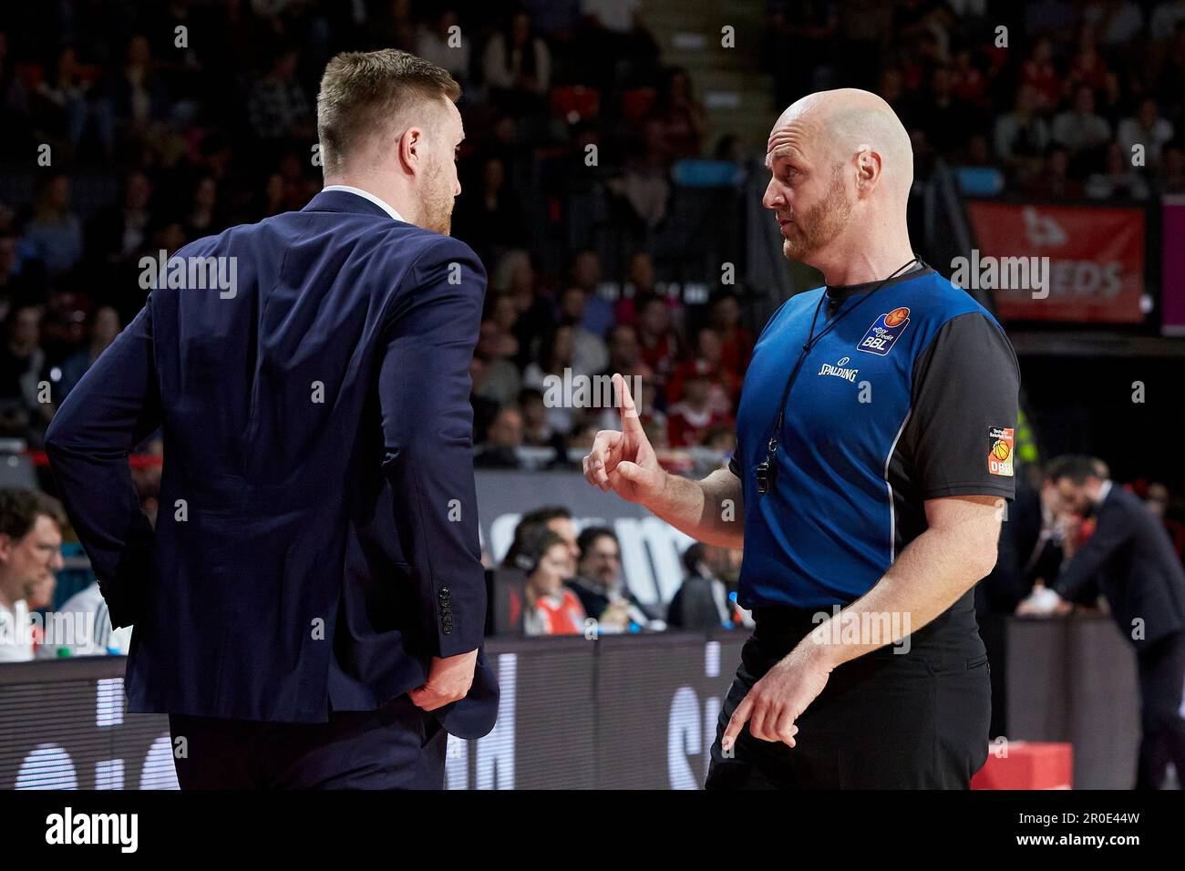 Barth benjamin dbb referee hi-res stock photography and images - Alamy