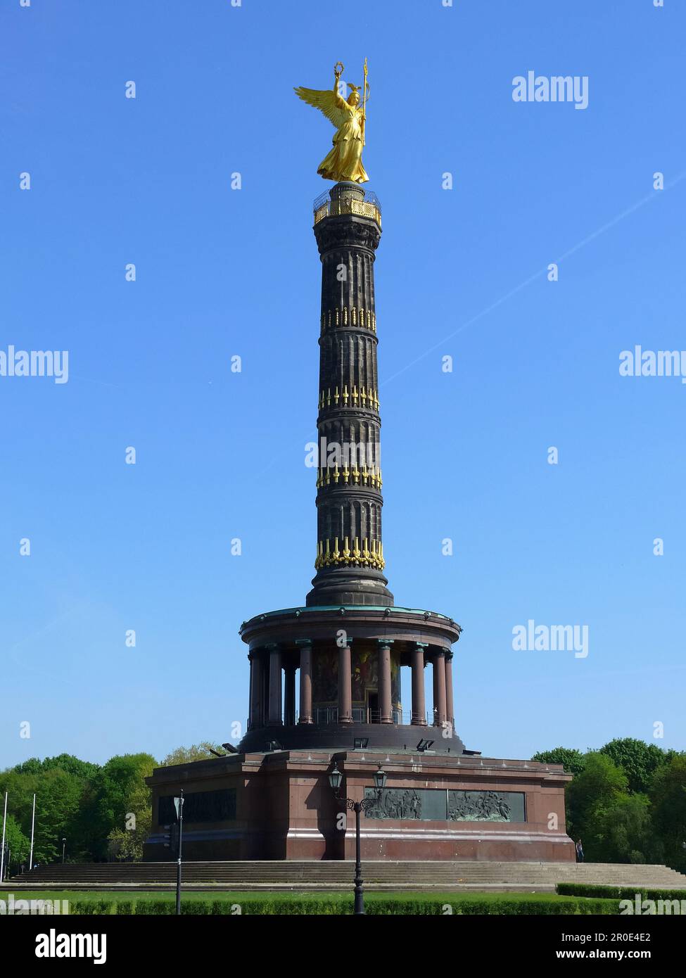 Victory Column monument by Heinrich Strack, Siegessäule, Großer Tiergarten, Berlin, Germany ...