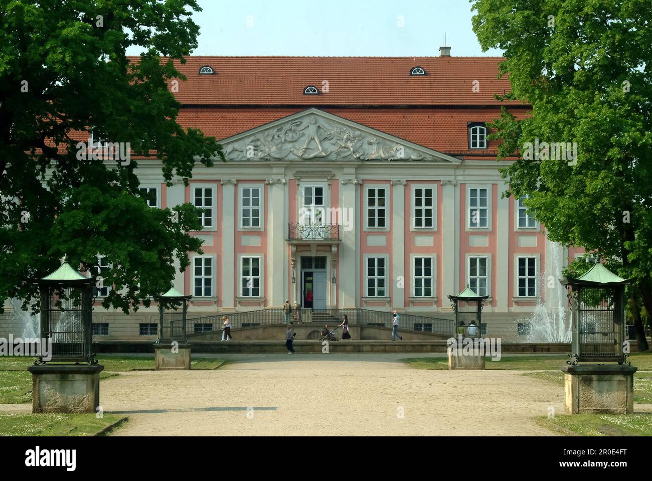 Friedrichsfelde Palace in the centre of the Tierpark Berlin in Berlin ...