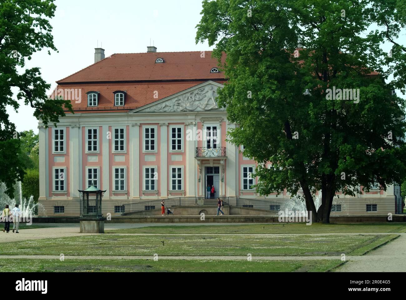Friedrichsfelde Palace in the centre of the Tierpark Berlin in Berlin ...
