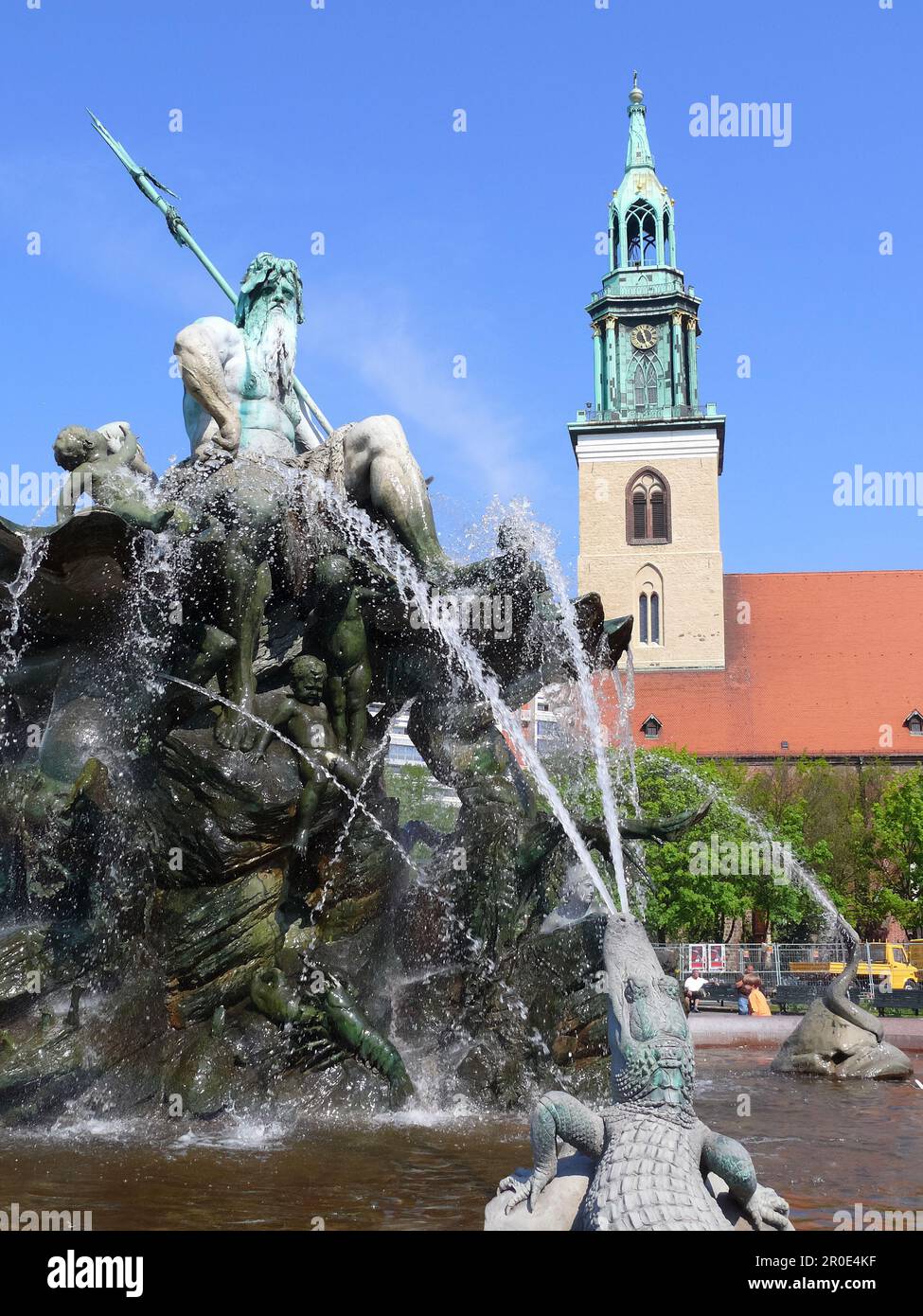 Allemagne neptunbrunnen hi-res stock photography and images - Alamy