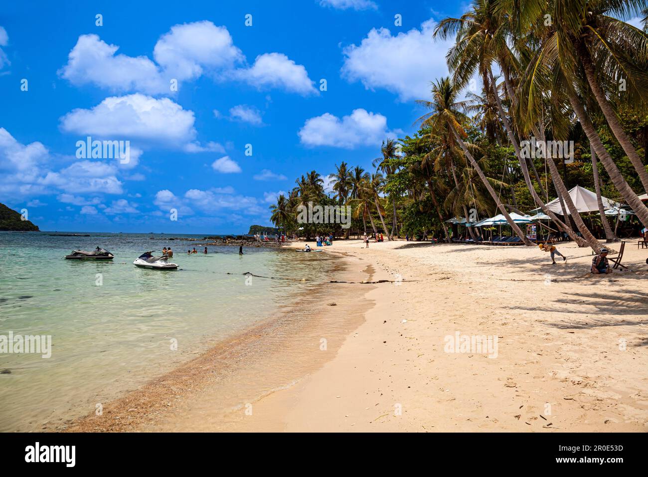 Beach of the Island May Rut Trong, near the island of Phu Quoc, Vietnam ...