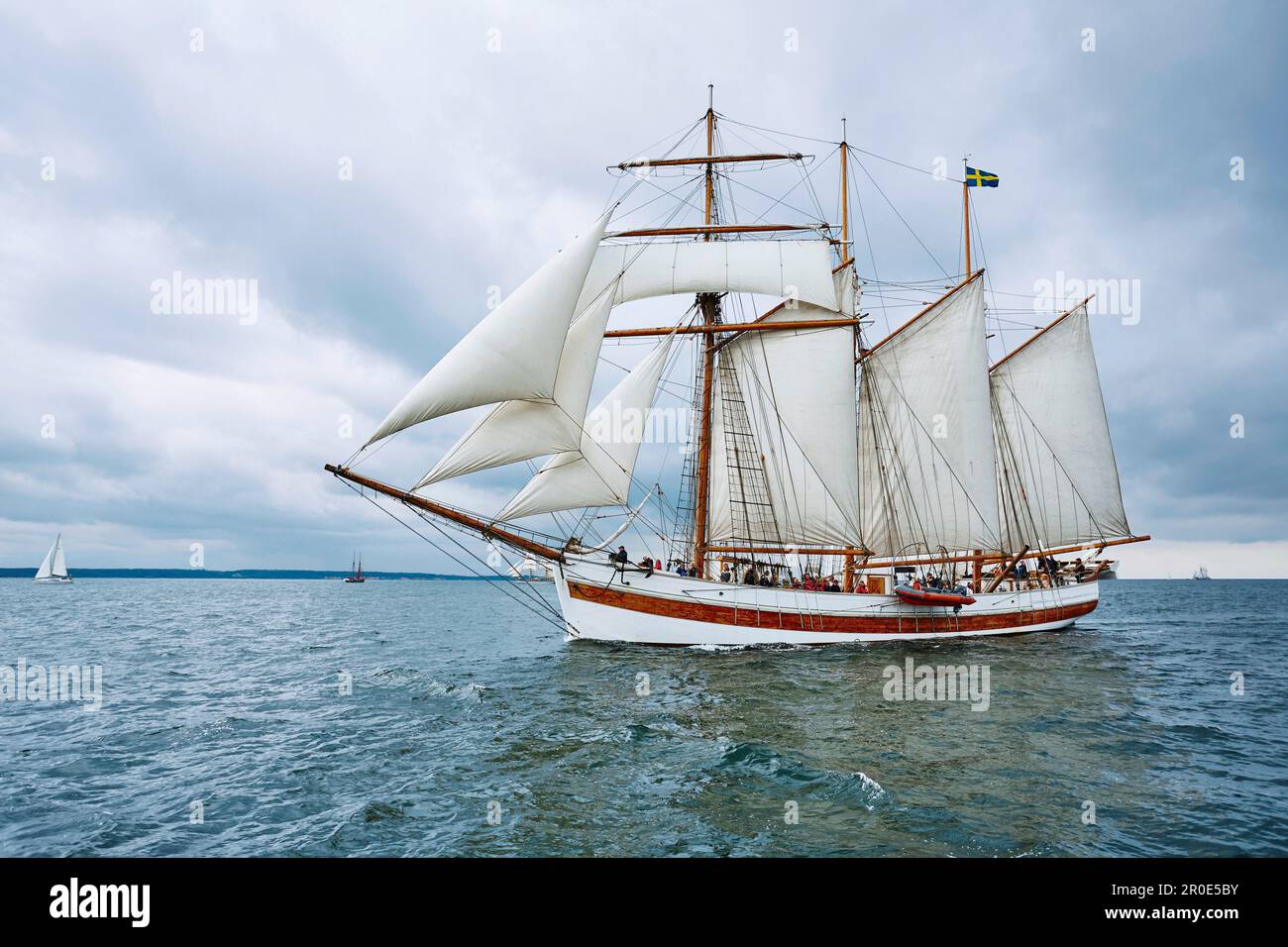 Hanse sail sailing ship sailing hi-res stock photography and images - Alamy