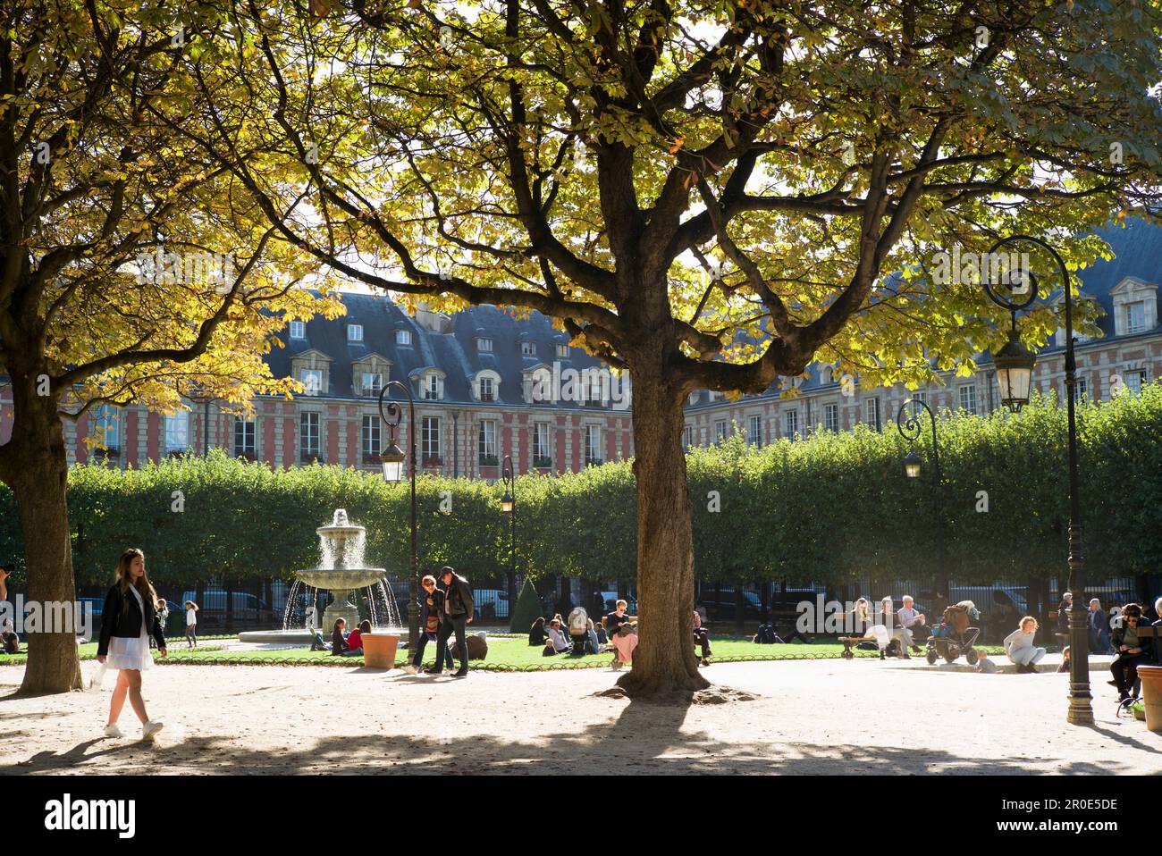 'Place des Vosges', a square in Marais, Paris, France Stock Photo - Alamy