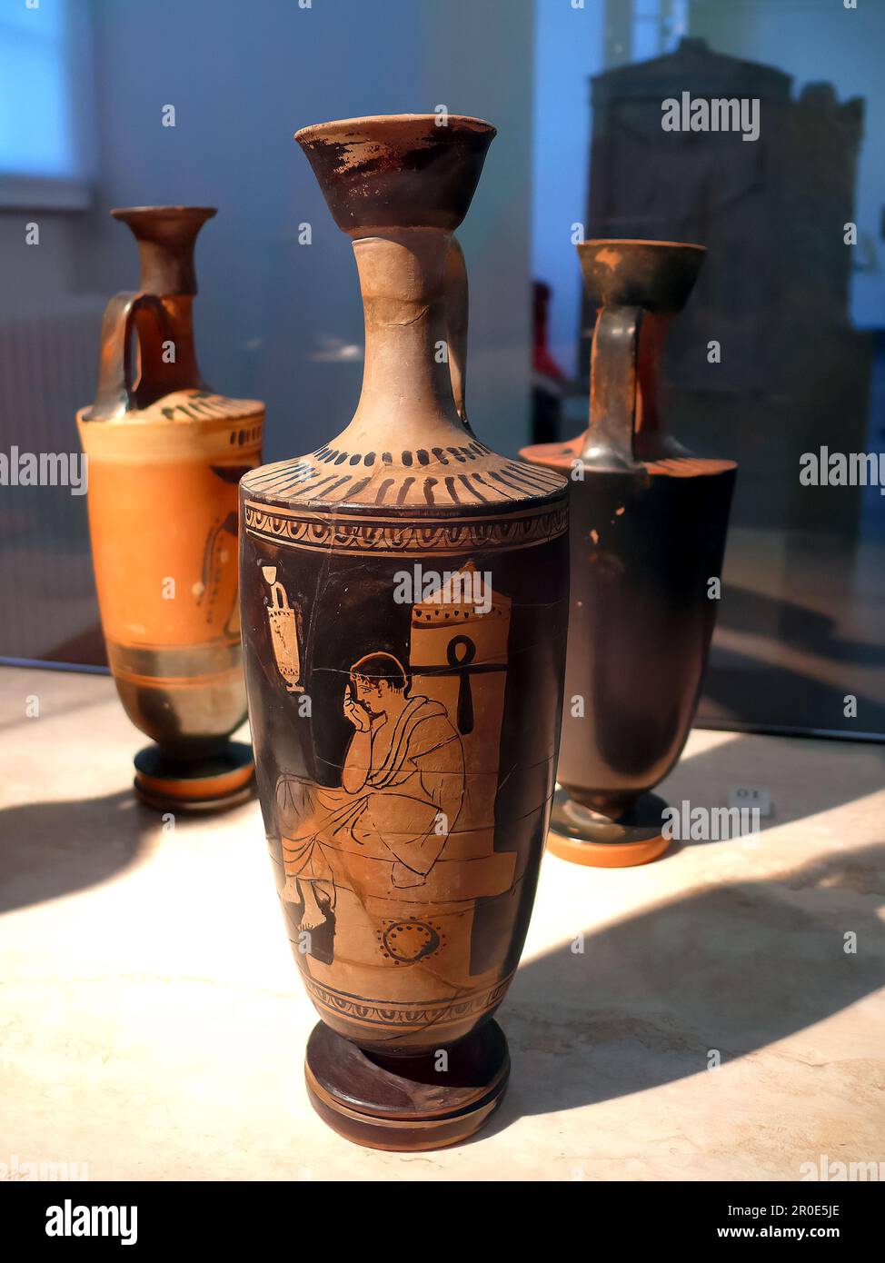 Old greek vases hi-res stock photography and images - Alamy