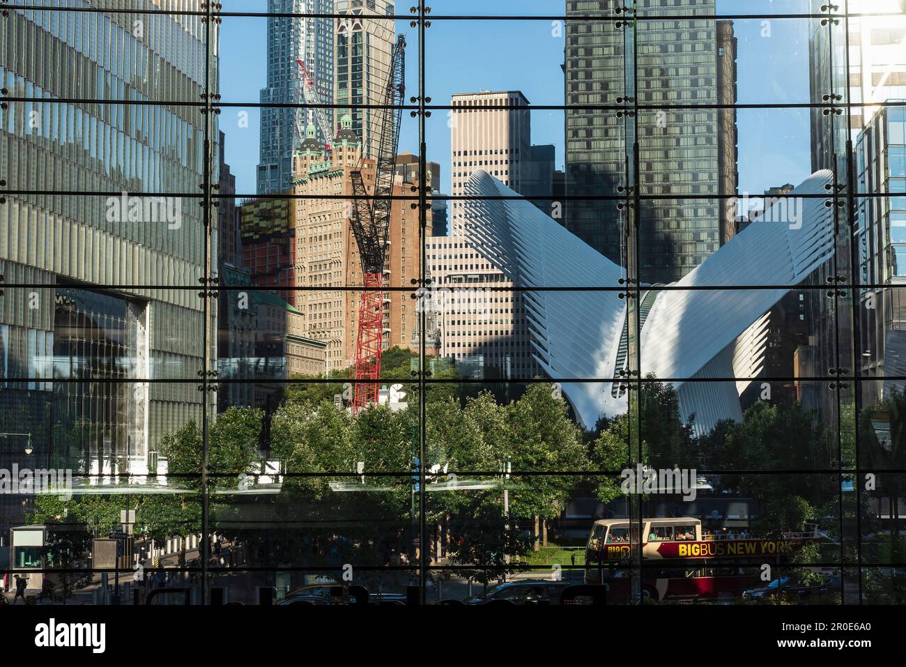 'Oculus' station (architect Santiago Calatrava) at Ground Zero, New ...