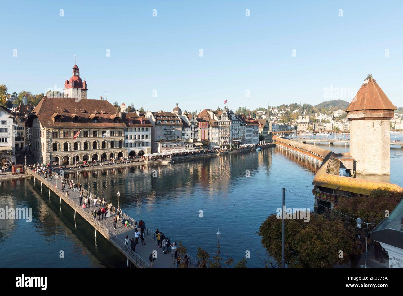 Bridges and tourist areas hi-res stock photography and images - Alamy